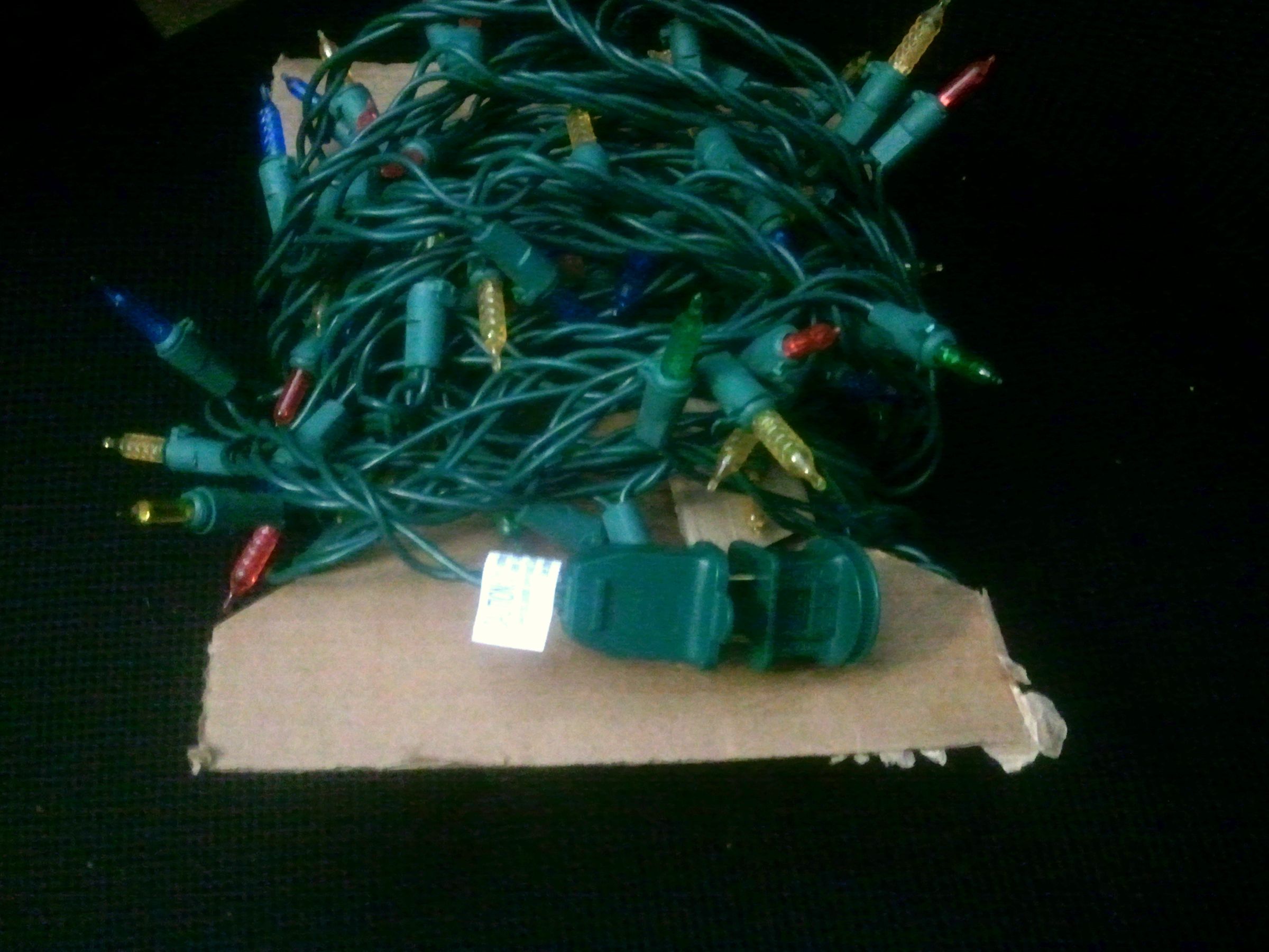 Cardboard Christmas Lights Wrap (with Pictures) - Instructables