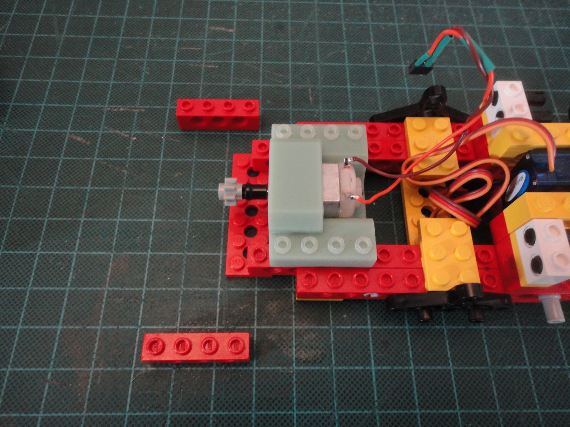 R/C LEGO® Car Redux : 12 Steps (with Pictures) - Instructables