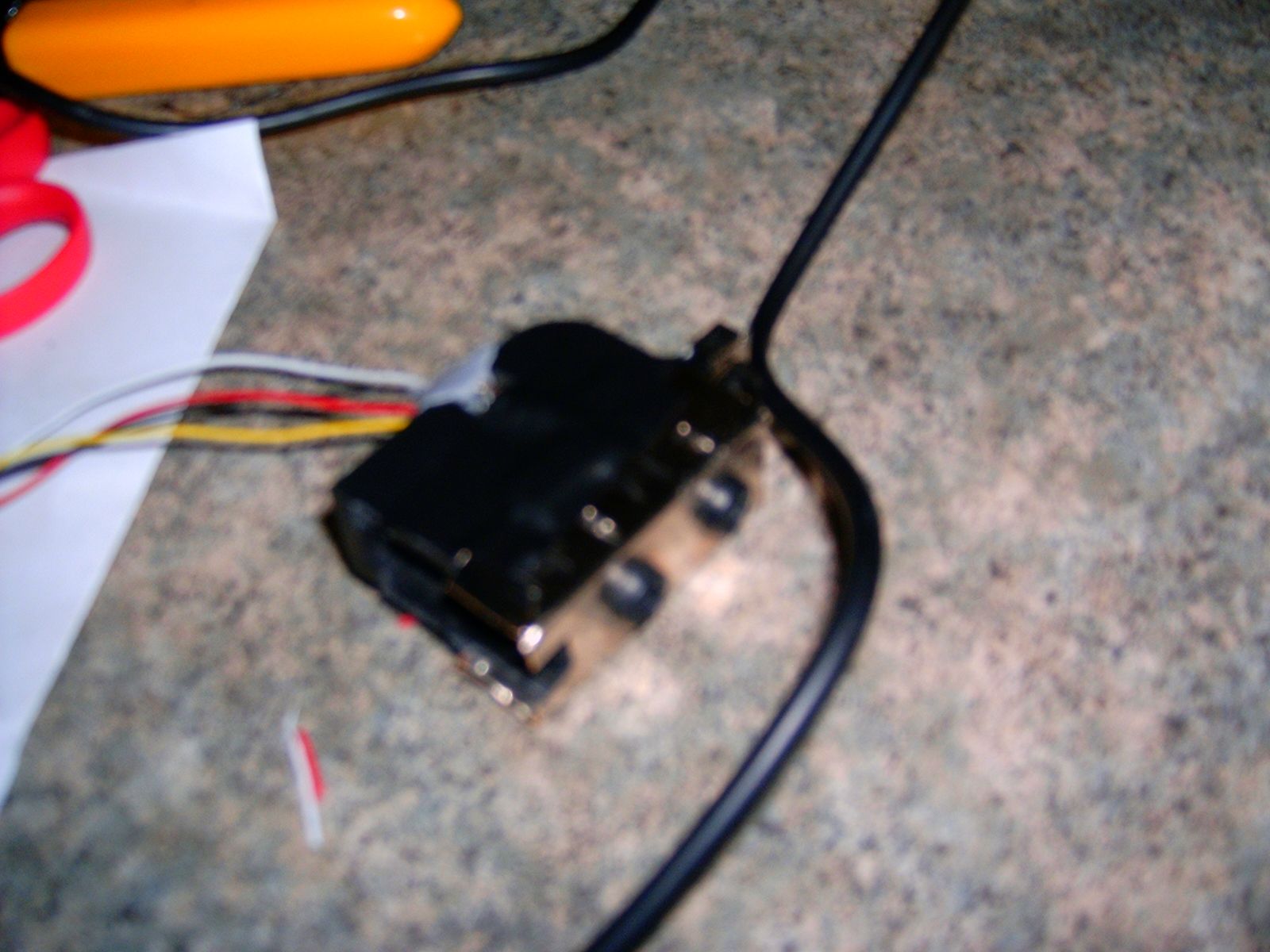 Diy Audio Splitter : 3 Steps - Instructables