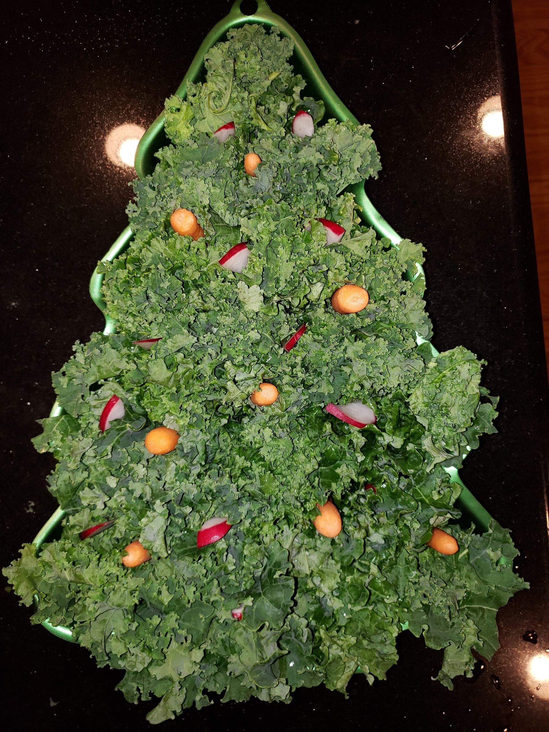 Christmas Tree Salad : 6 Steps - Instructables