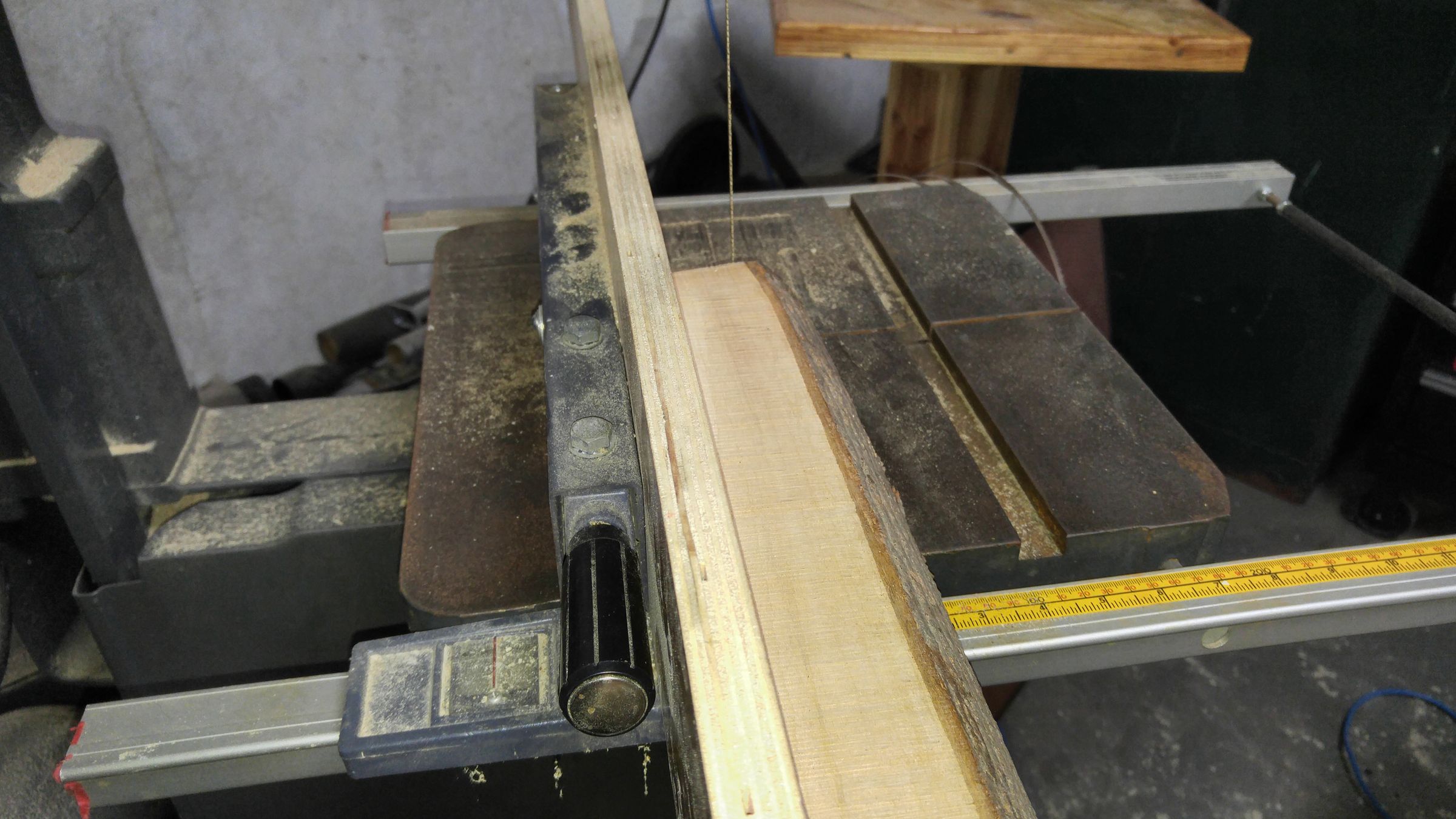 How to Make a 2x4 Out of Fire Wood : 4 Steps (with Pictures ...