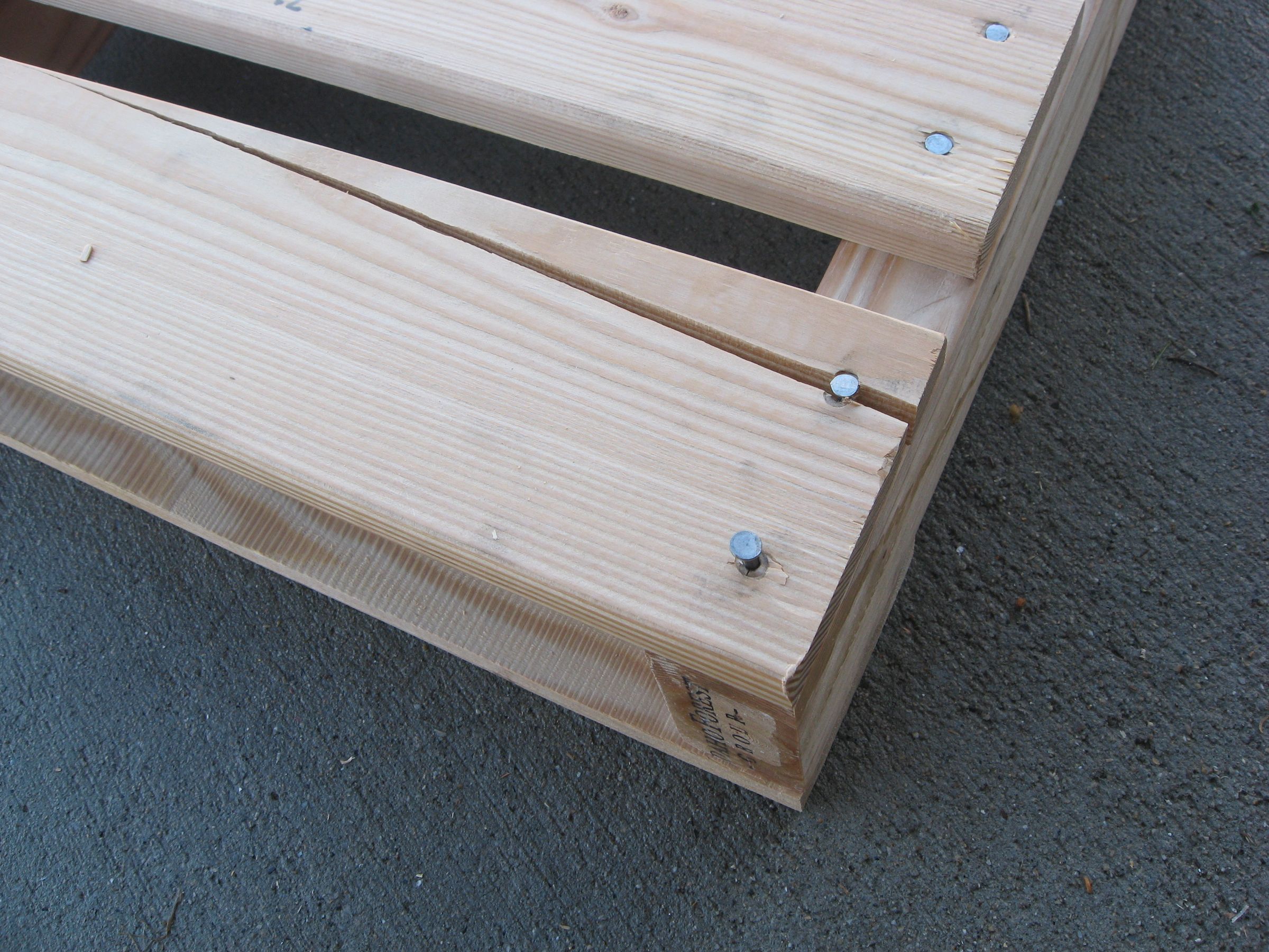 Make Your Own Pallet! : 8 Steps (with Pictures) - Instructables