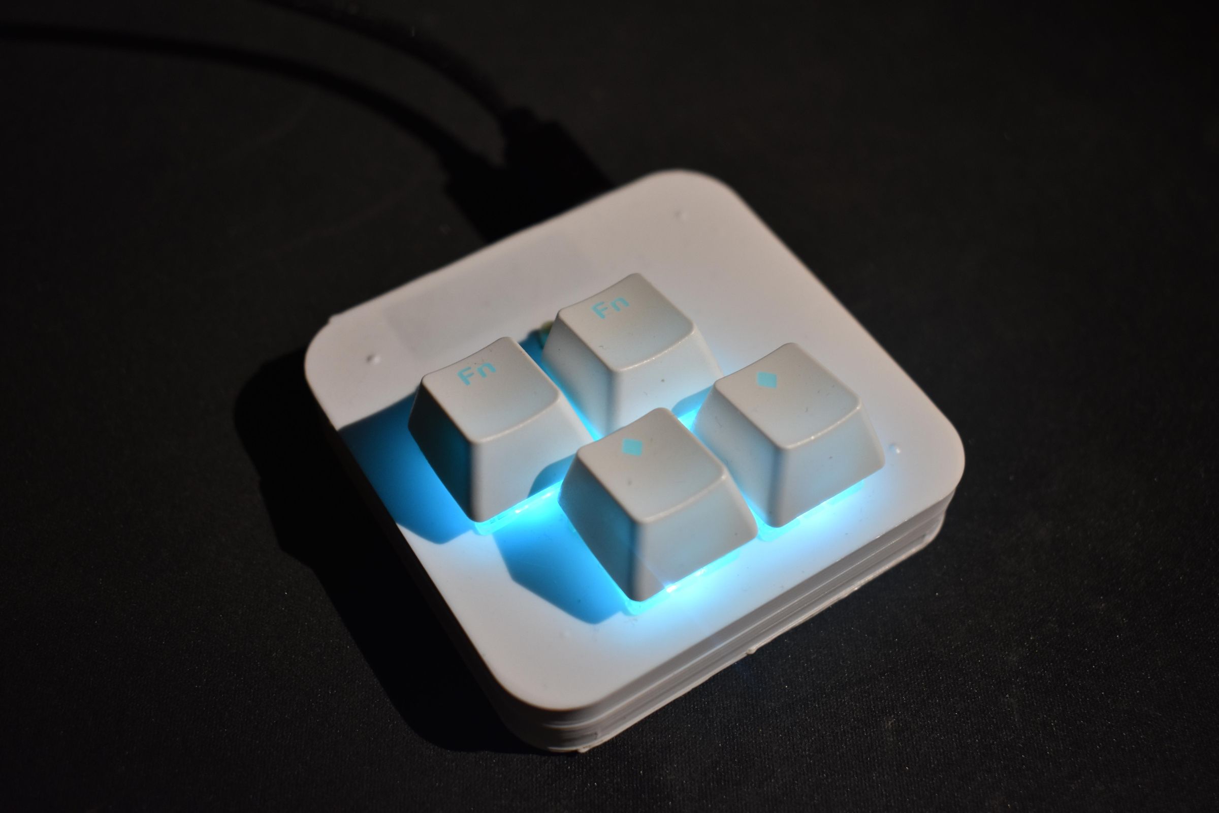 STM32-based Custom Gaming Keypad With RGB (Originally Made for Osu ...
