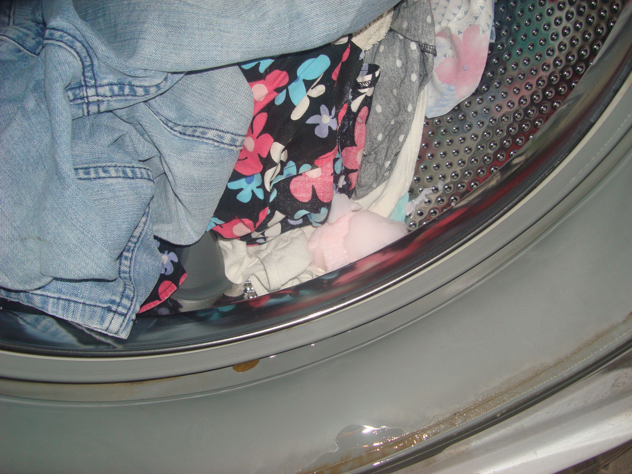 2 Ingrediants, Water, Laundry Soap in 1 Hour or Less : 9 Steps (with ...