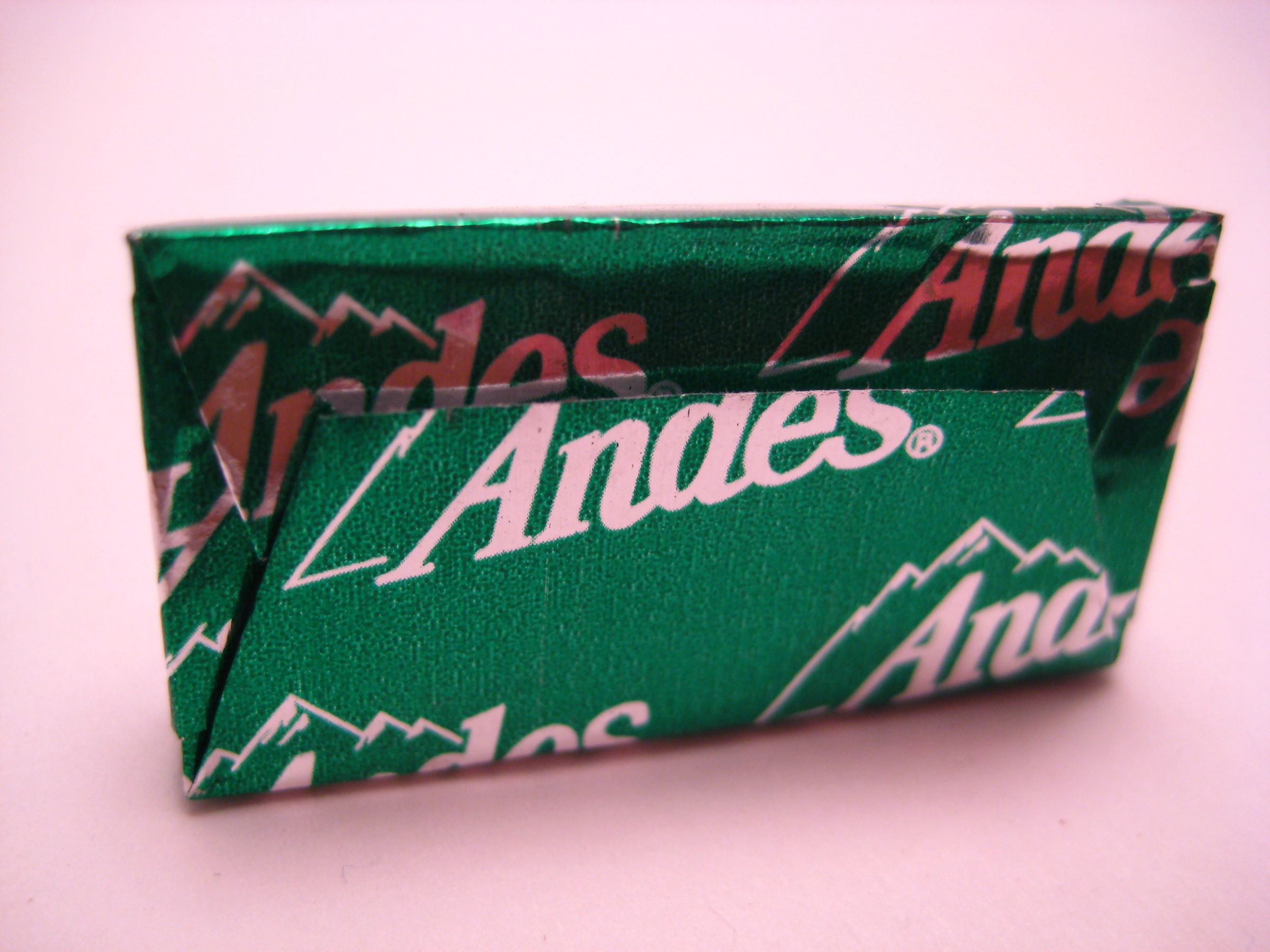 How to Open an Andes Mint : 3 Steps (with Pictures) - Instructables