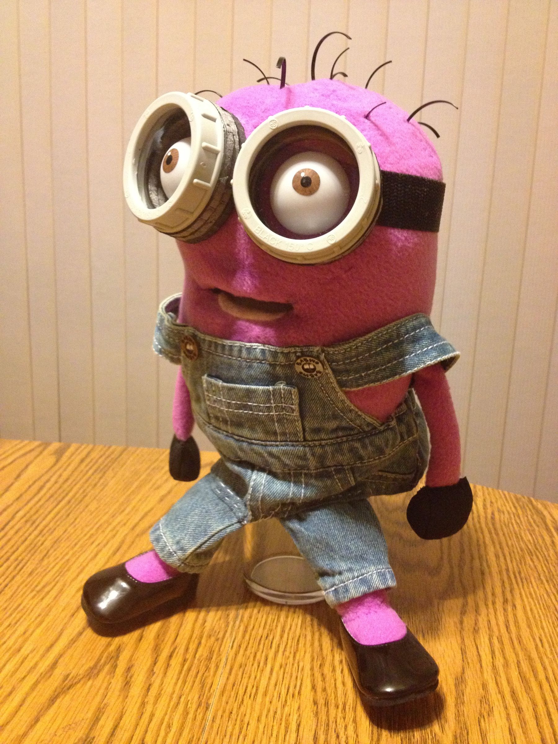 Custom Made Purple Minion Puppet : 14 Steps (with Pictures) - Instructables