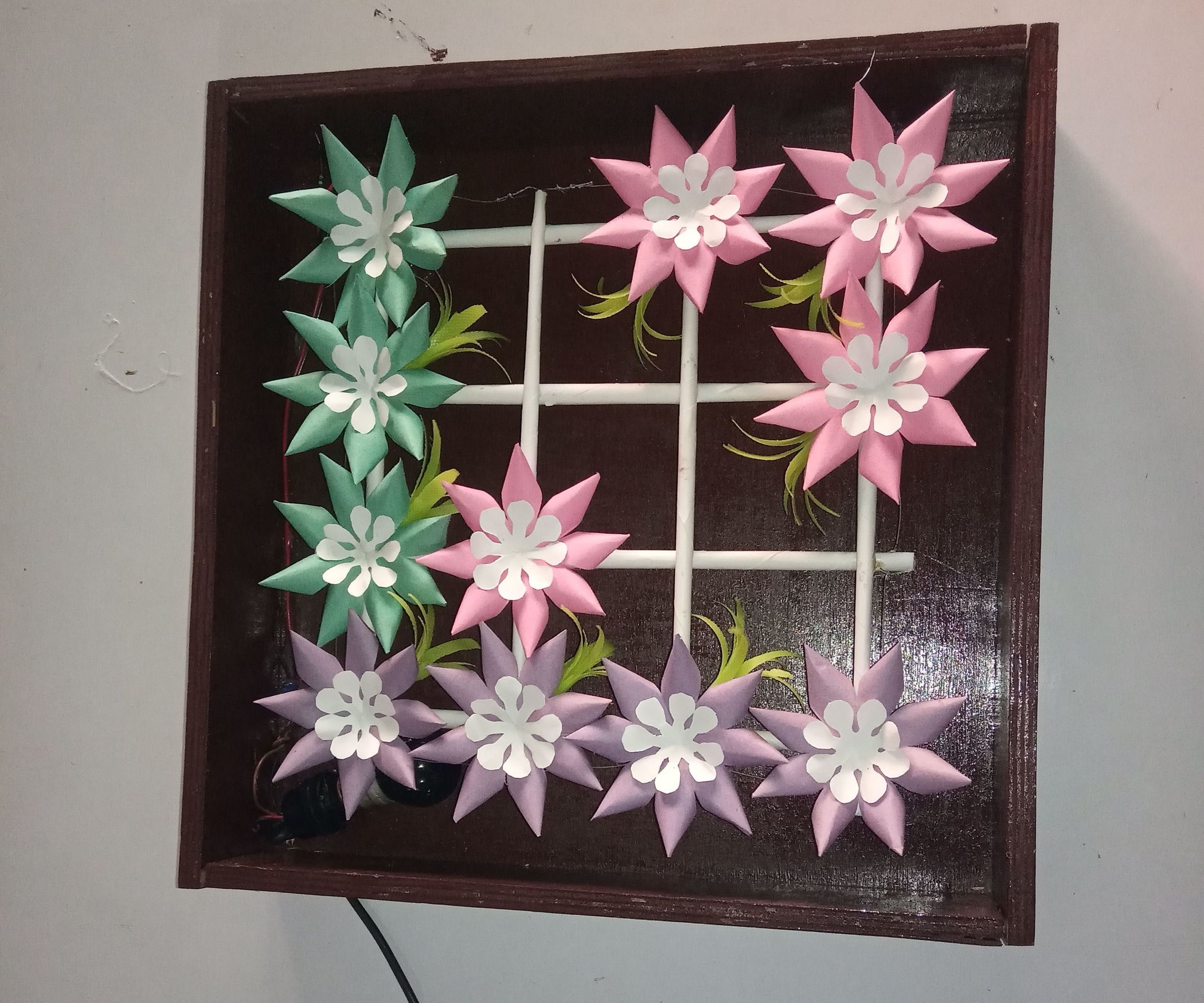 LED Wall Hanging Flower : 6 Steps - Instructables