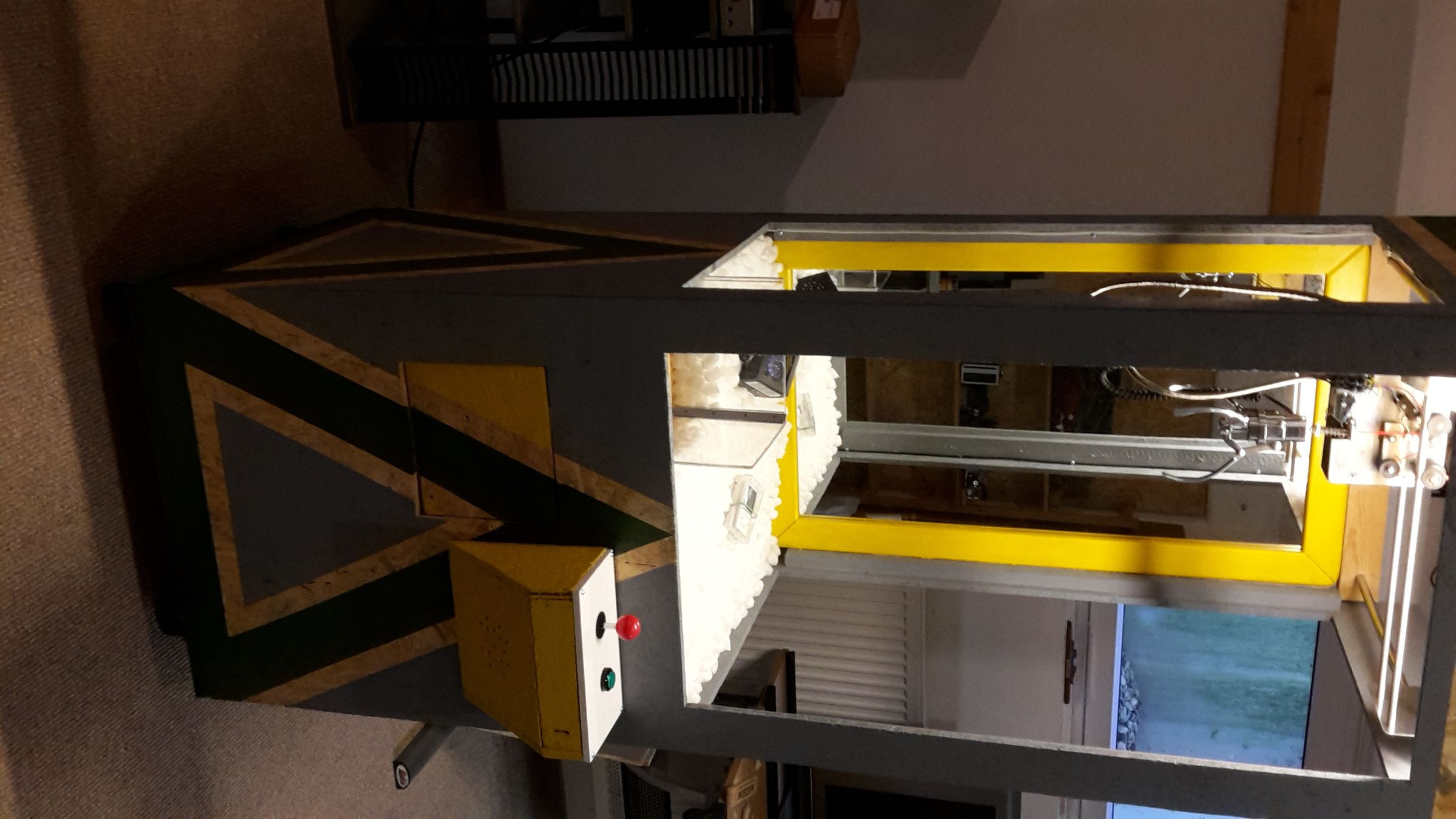 AWESOME HOMEMADE CLAW MACHINE : 5 Steps - Instructables