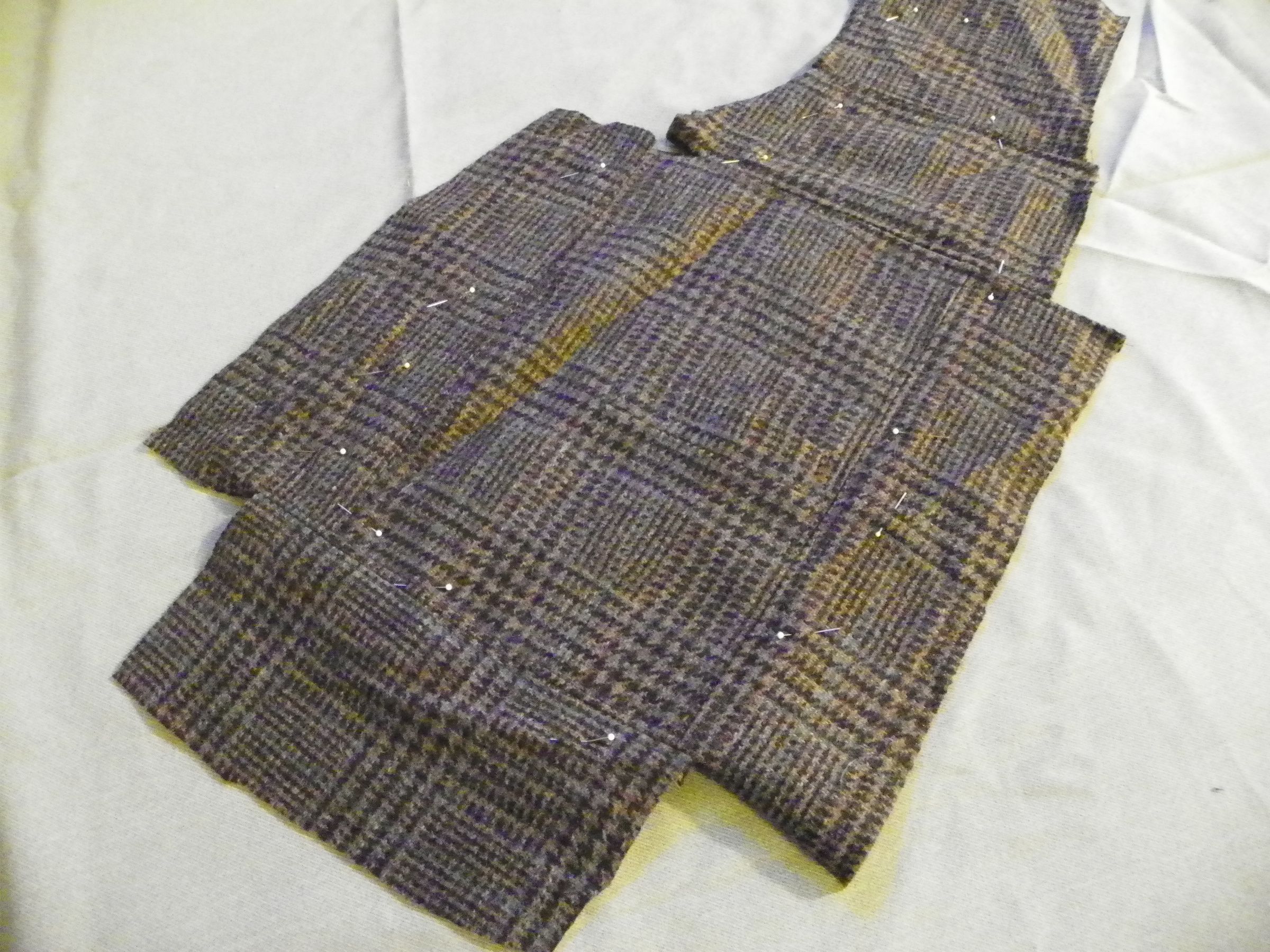 Vest From an Old Wool Suit Coat : 14 Steps (with Pictures) - Instructables