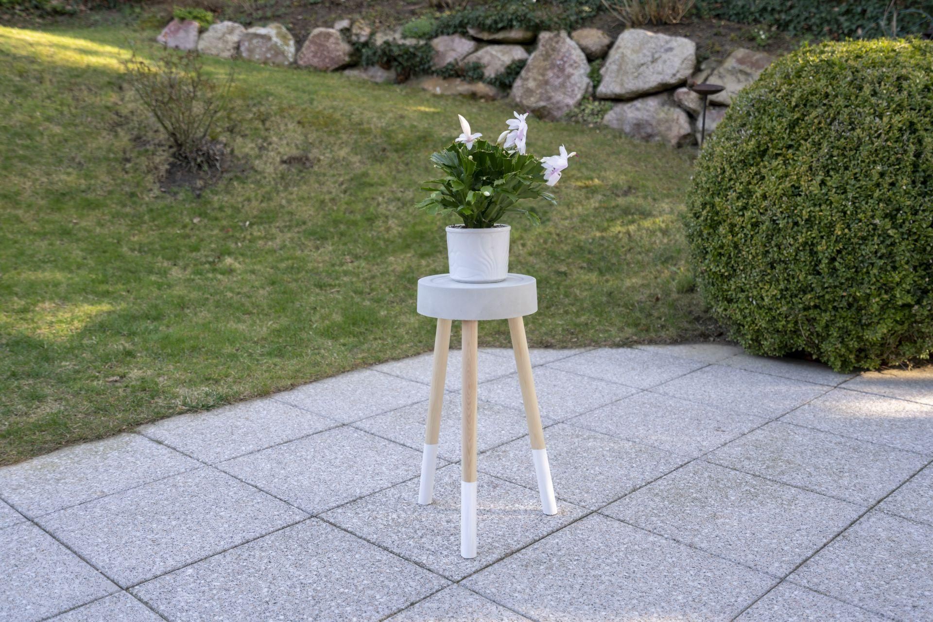 Concrete Plant Stand : 6 Steps (with Pictures) - Instructables