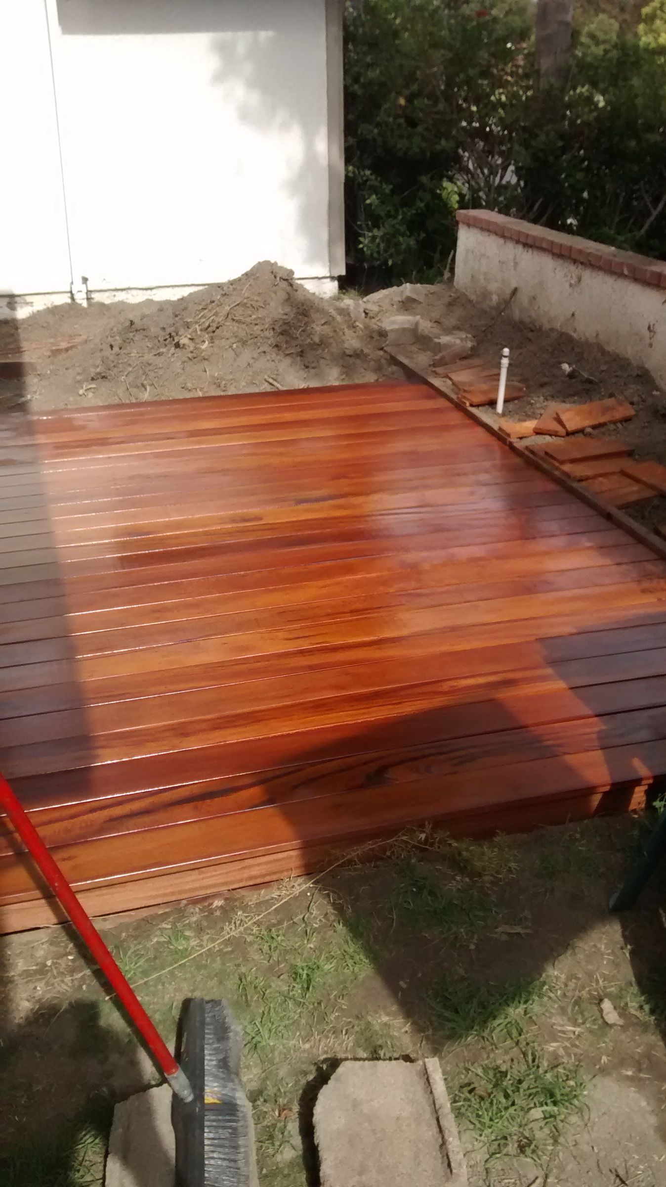 Building a Floating Deck : 14 Steps (with Pictures) - Instructables