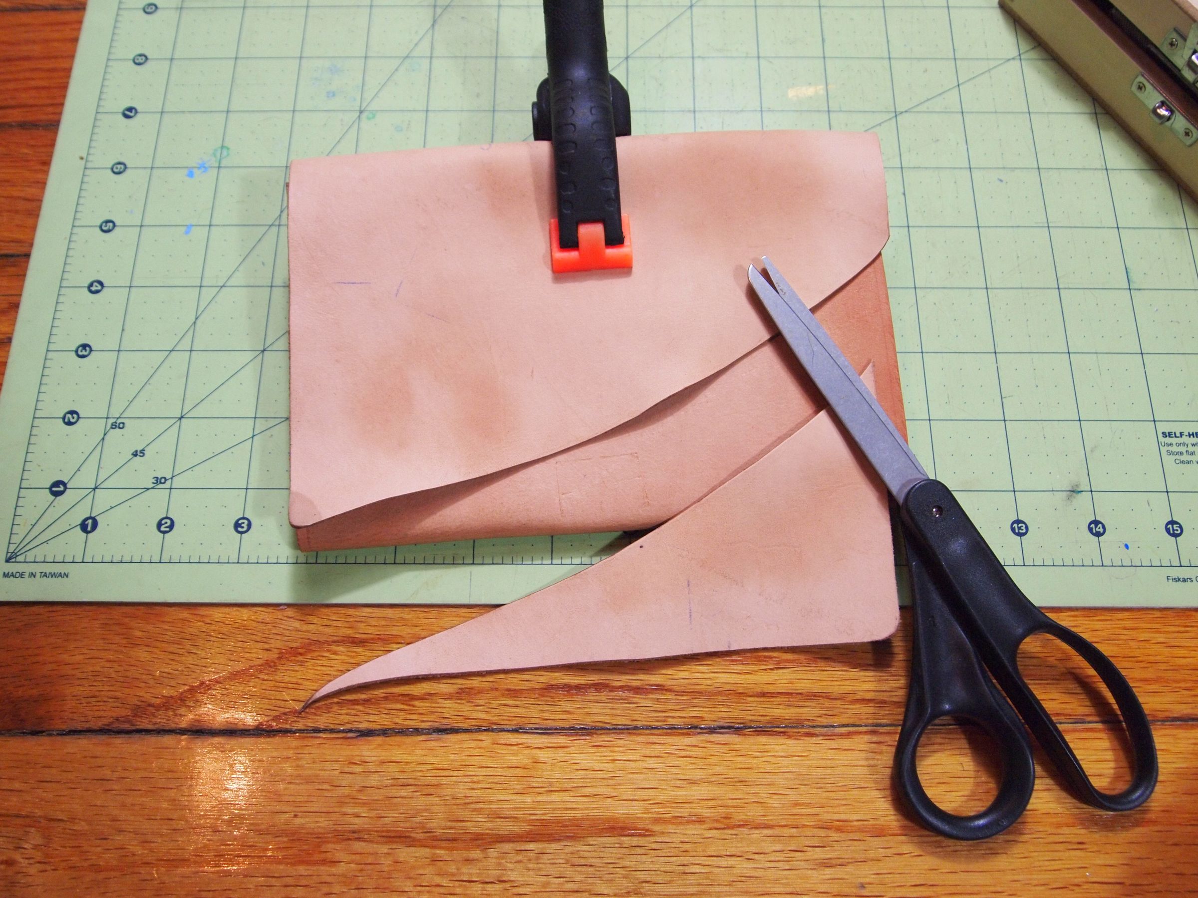 DIY Leather Tablet Case : 8 Steps (with Pictures) - Instructables