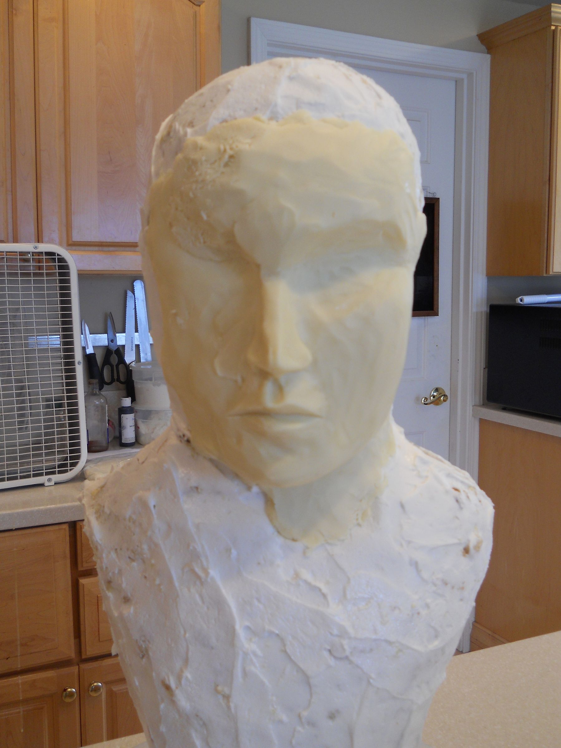 How I Made My Threadcakes "Hooded" 3D Cake : 10 Steps (with Pictures ...