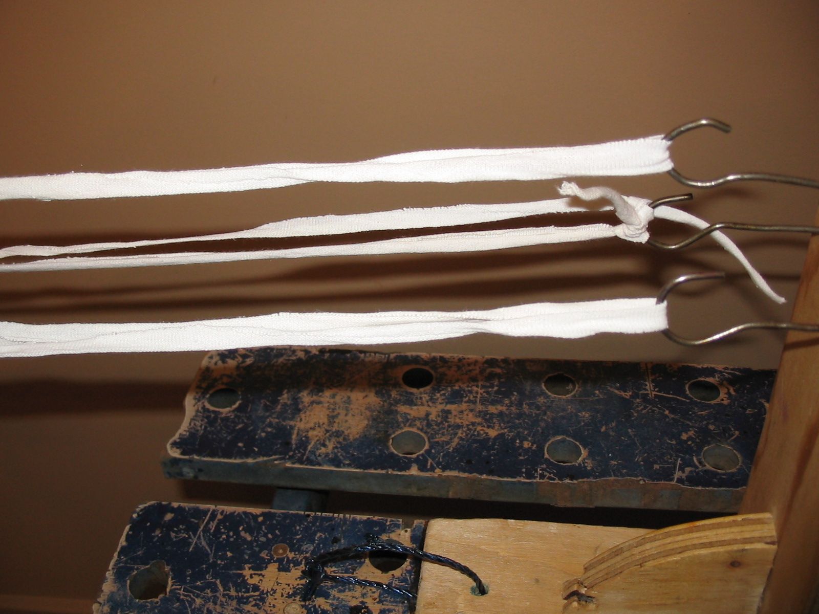 Reuse Old Printer Ribbons and Video Tape to Make Rope! : 9 Steps ...