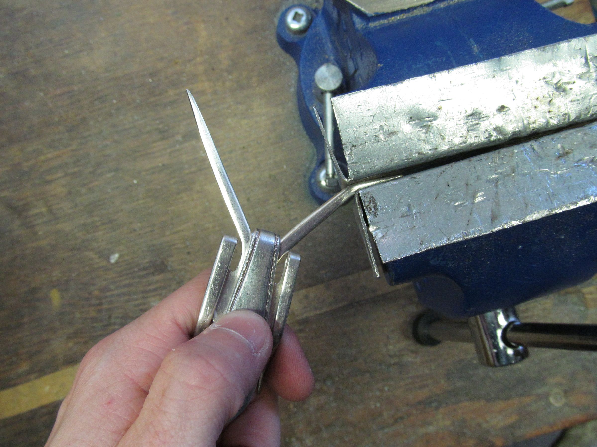 Make Fork Bugs (Magnets) : 5 Steps (with Pictures) - Instructables