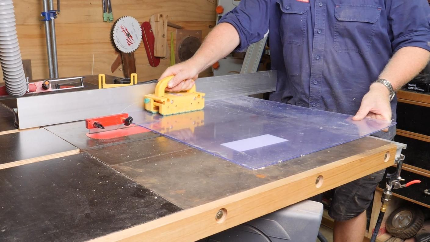 Arcade Machine for the Lounge Room - From a Pile of Old Pallets : 16 ...