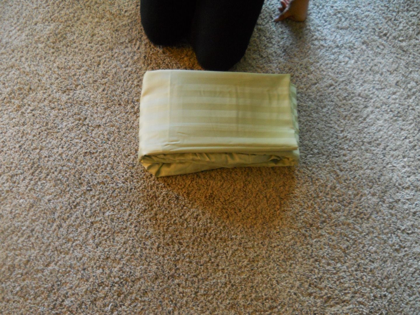 Properly Fold a Sheet Set : 6 Steps - Instructables