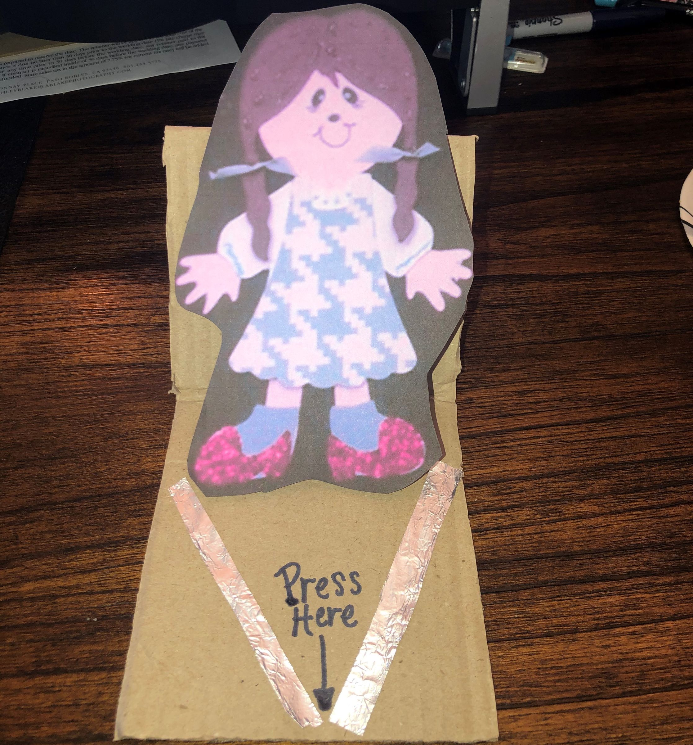 Talking Paper Dolls With Makey Makey and Scratch : 6 Steps (with ...