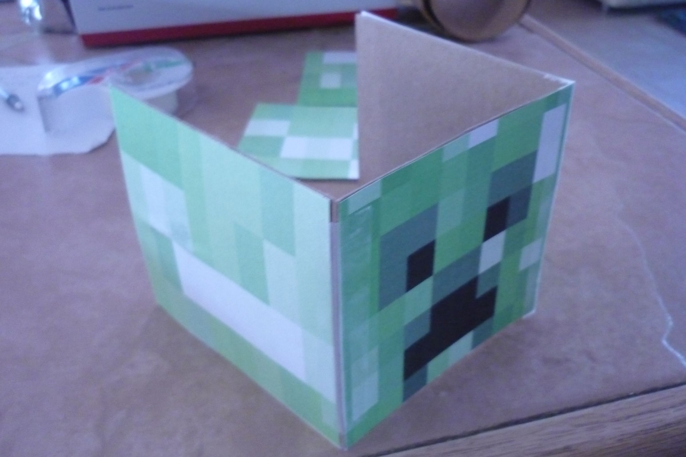 MineCraft Creeper Alarm Clock : 8 Steps - Instructables