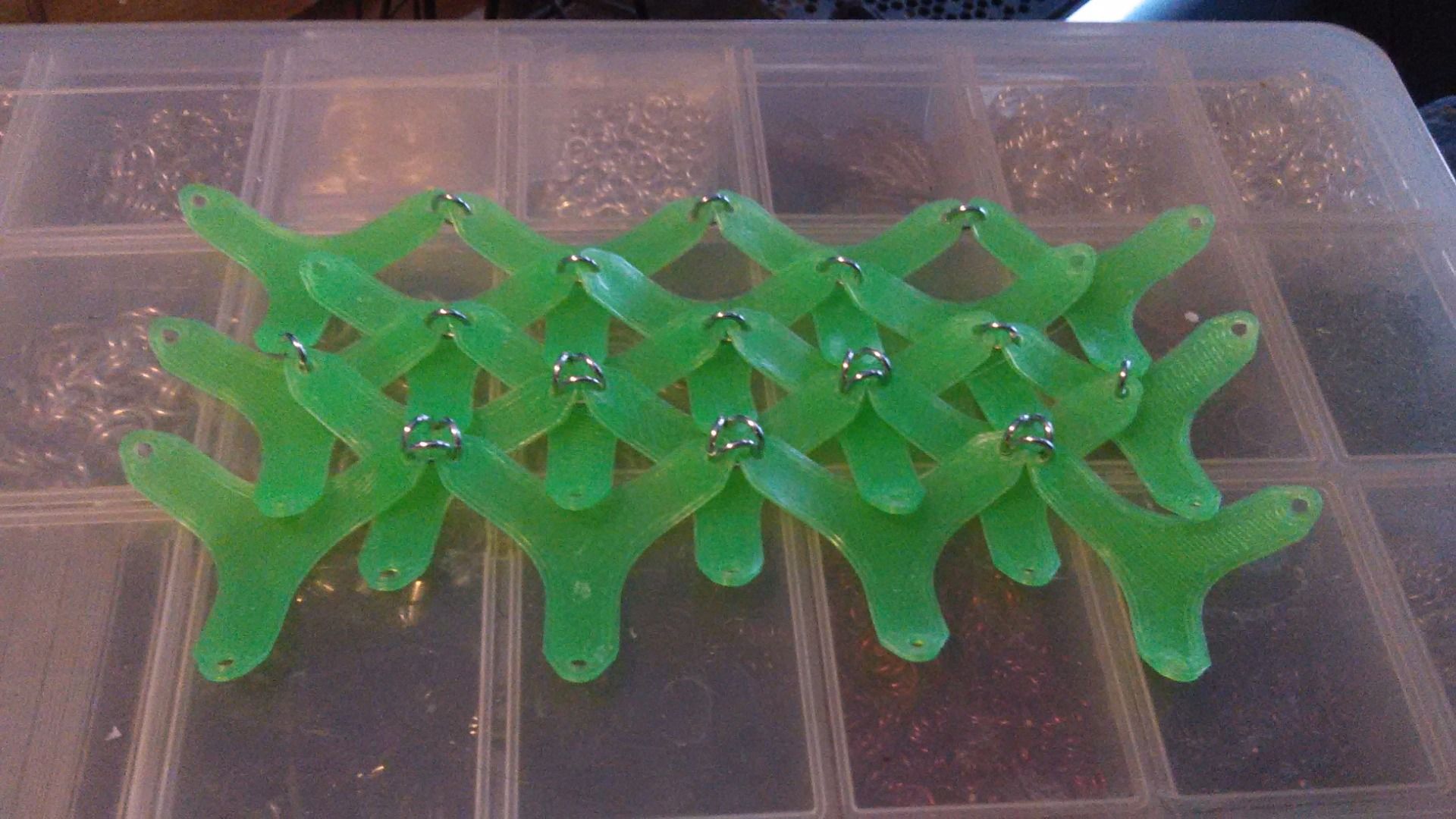 Chinese Scalemaille : 3 Steps - Instructables
