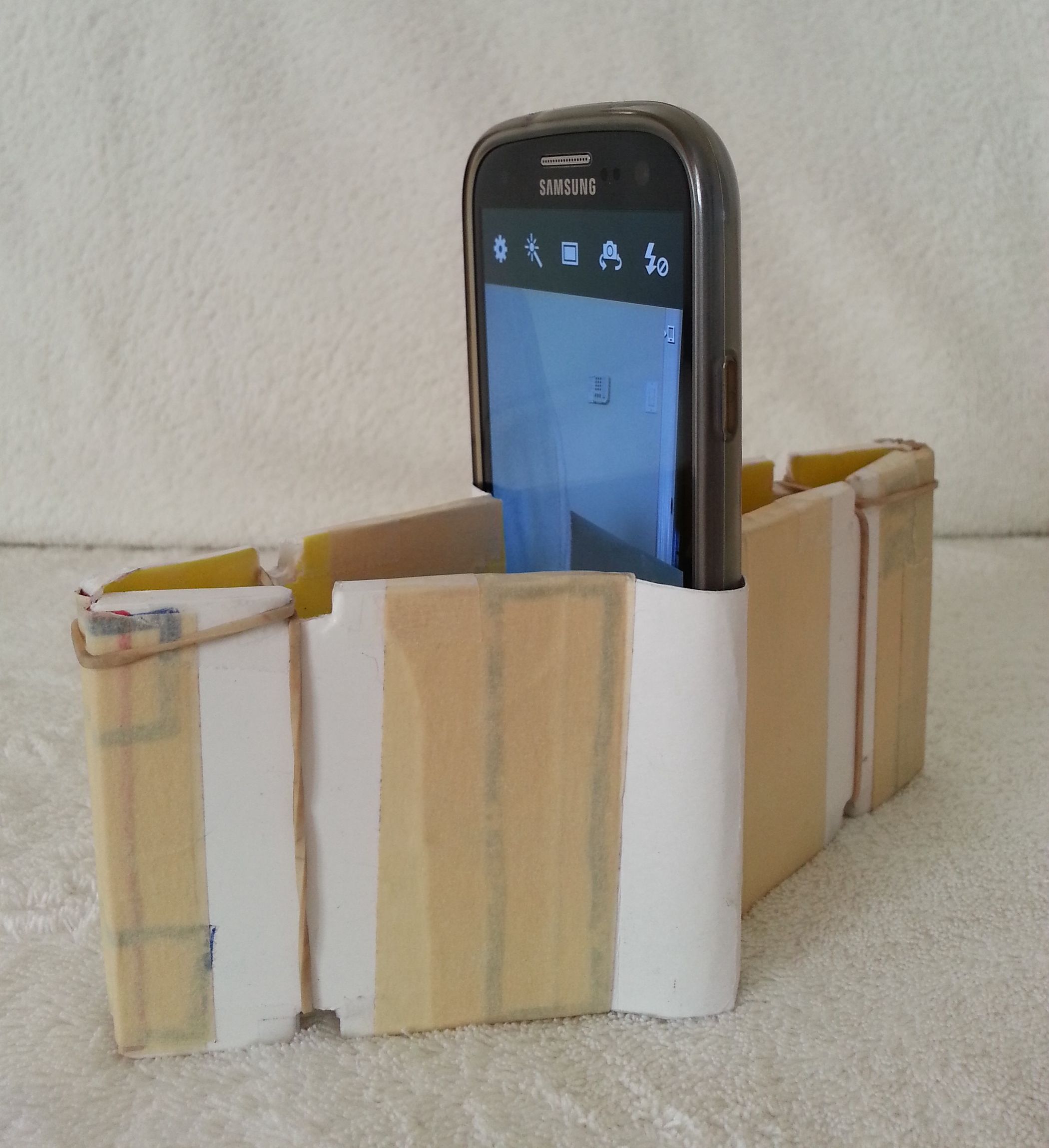 How to Make a Vertical Phone Stand : 9 Steps - Instructables