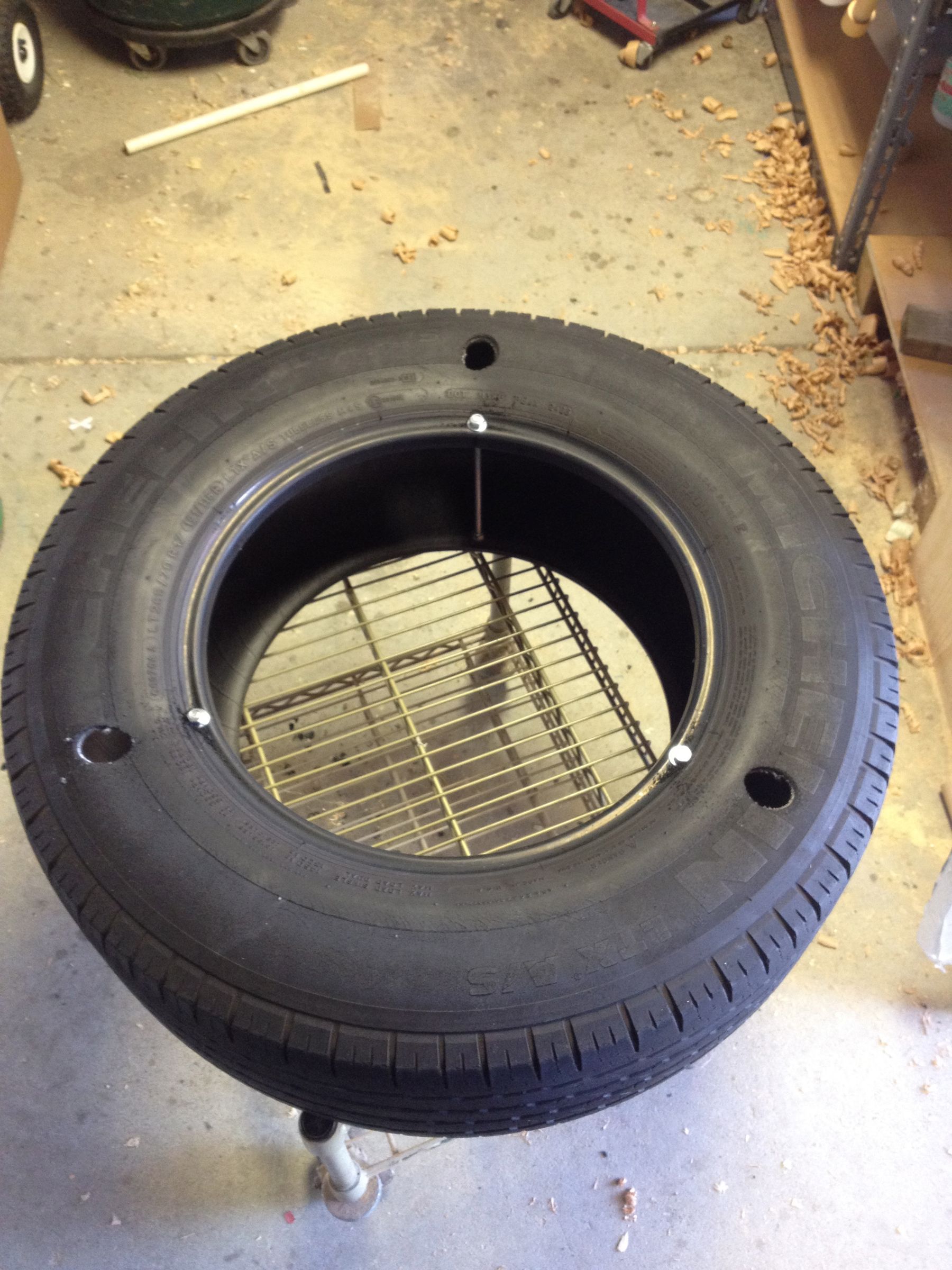 Recycled Tire Coffee Table : 10 Steps (with Pictures) - Instructables