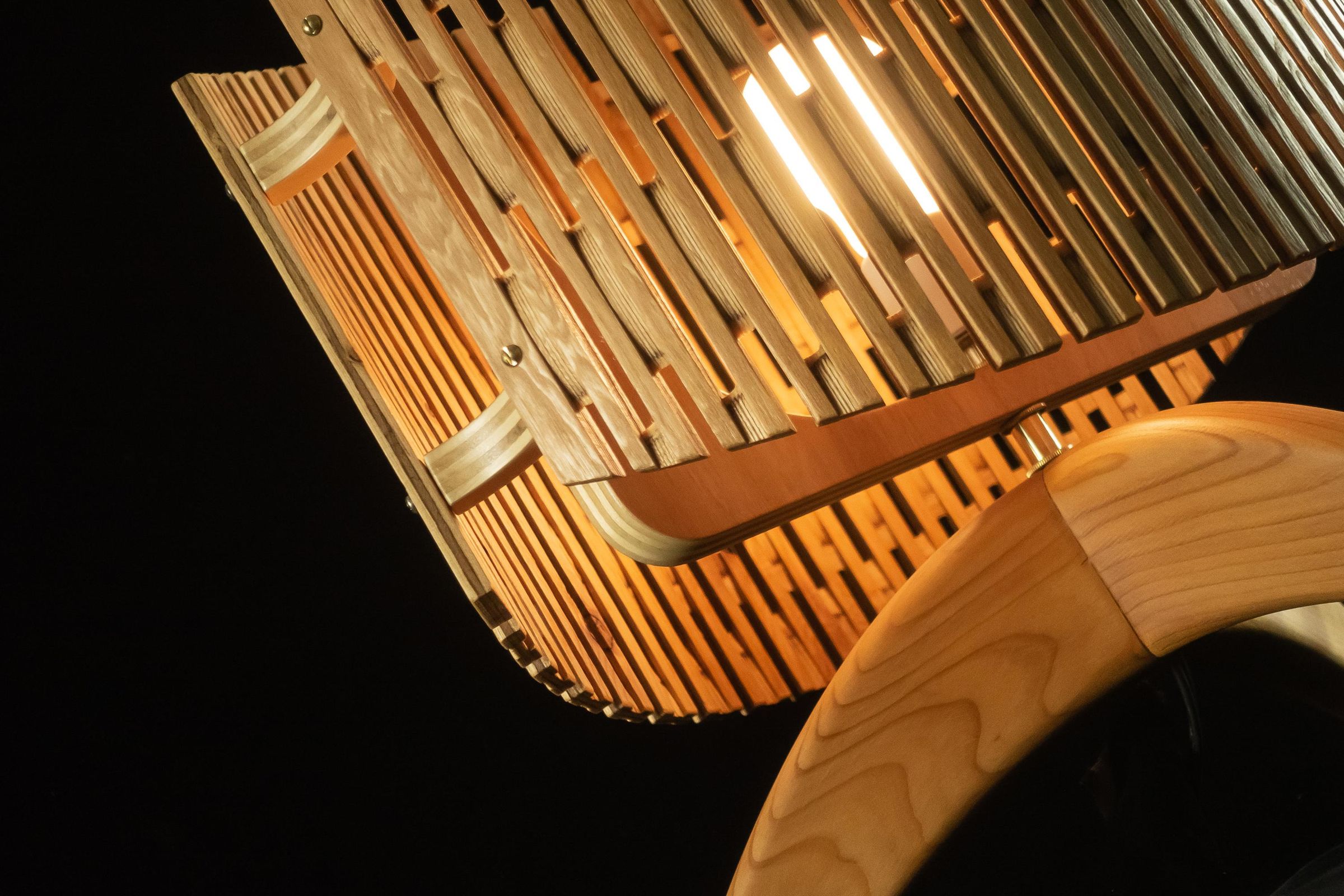 Flexible Plywood Modern Lamp : 16 Steps (with Pictures) - Instructables