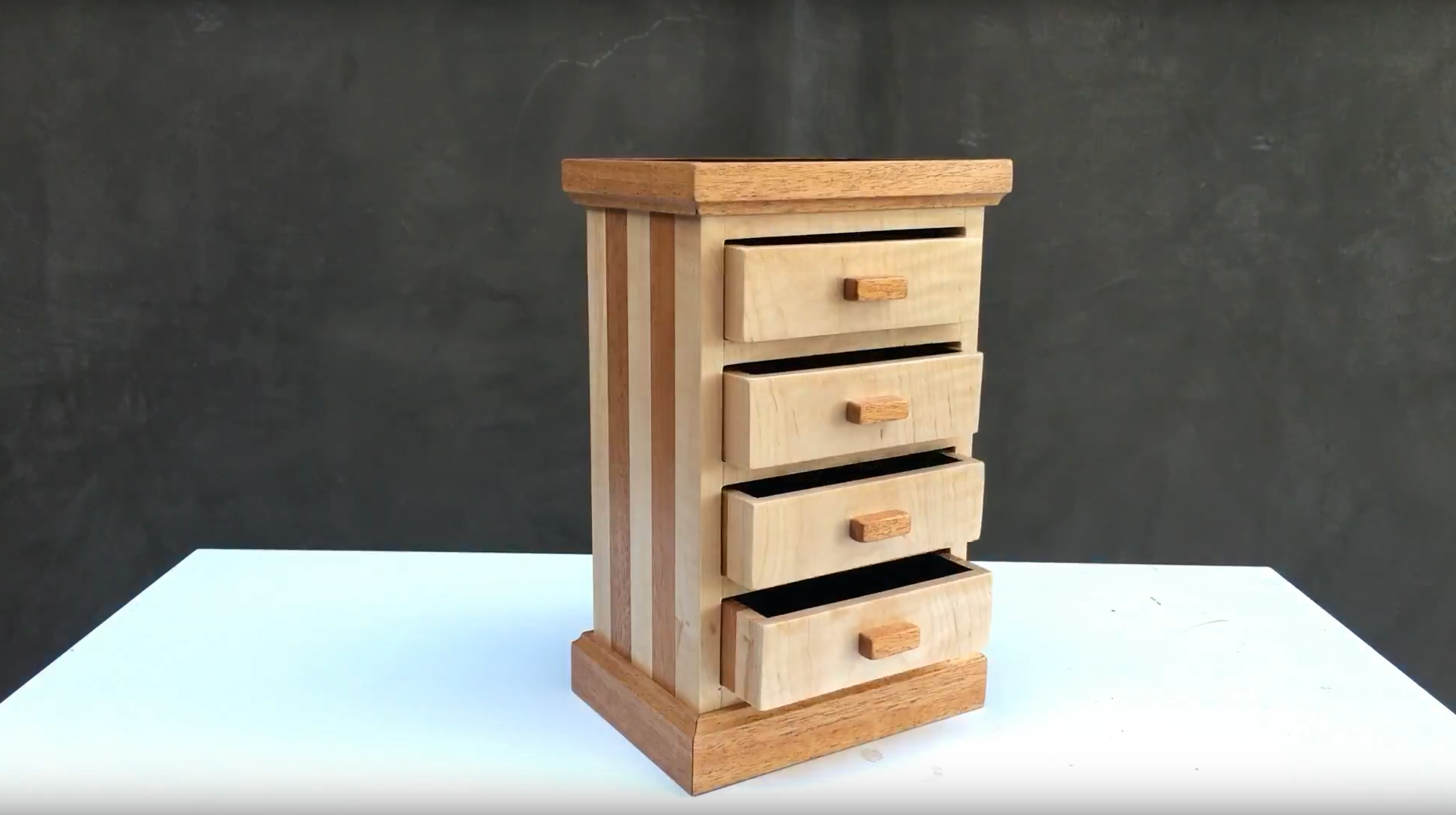 Secret Compartment Jewelry Box : 9 Steps (with Pictures) - Instructables