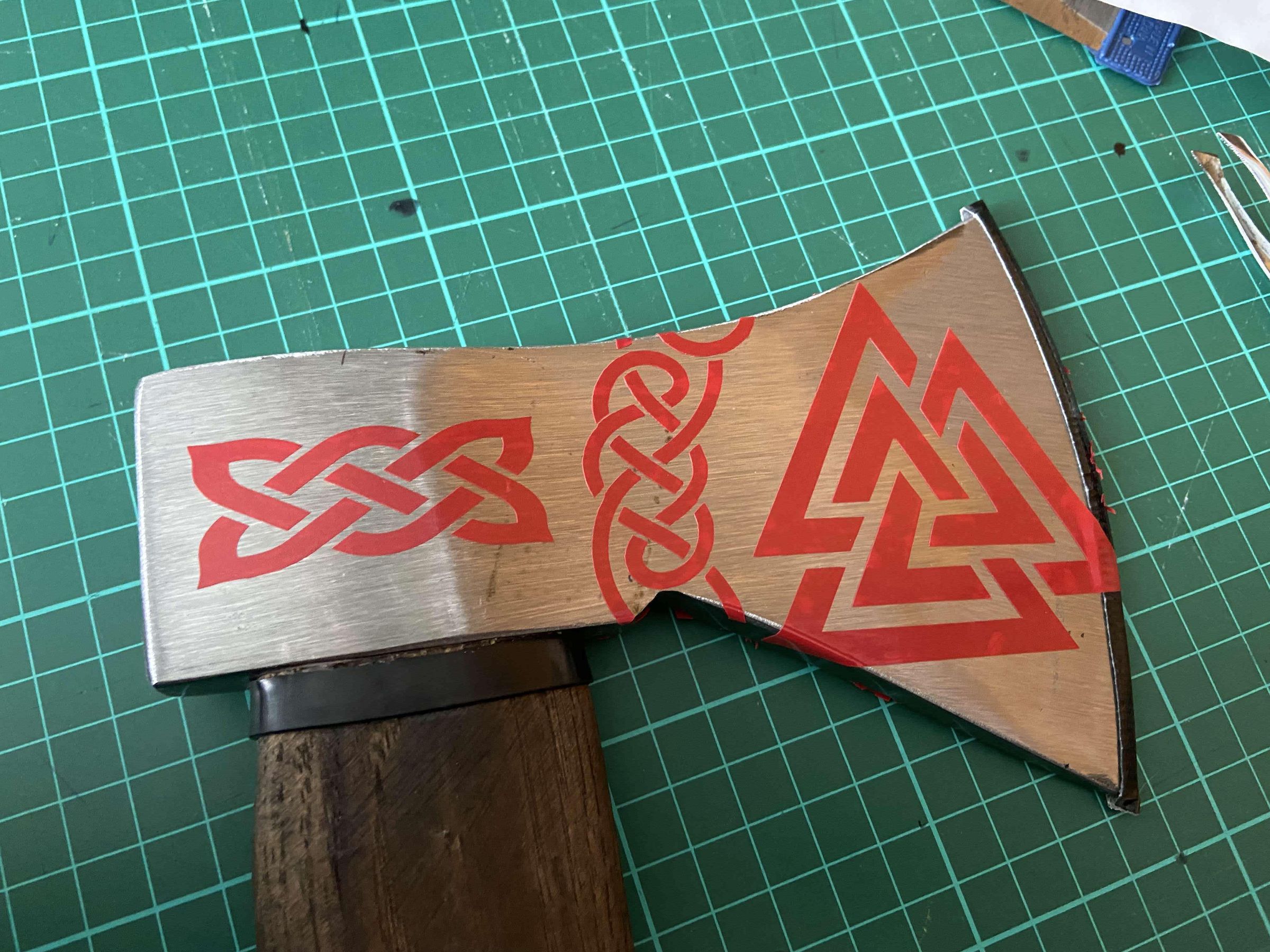 Viking Axes : 12 Steps - Instructables