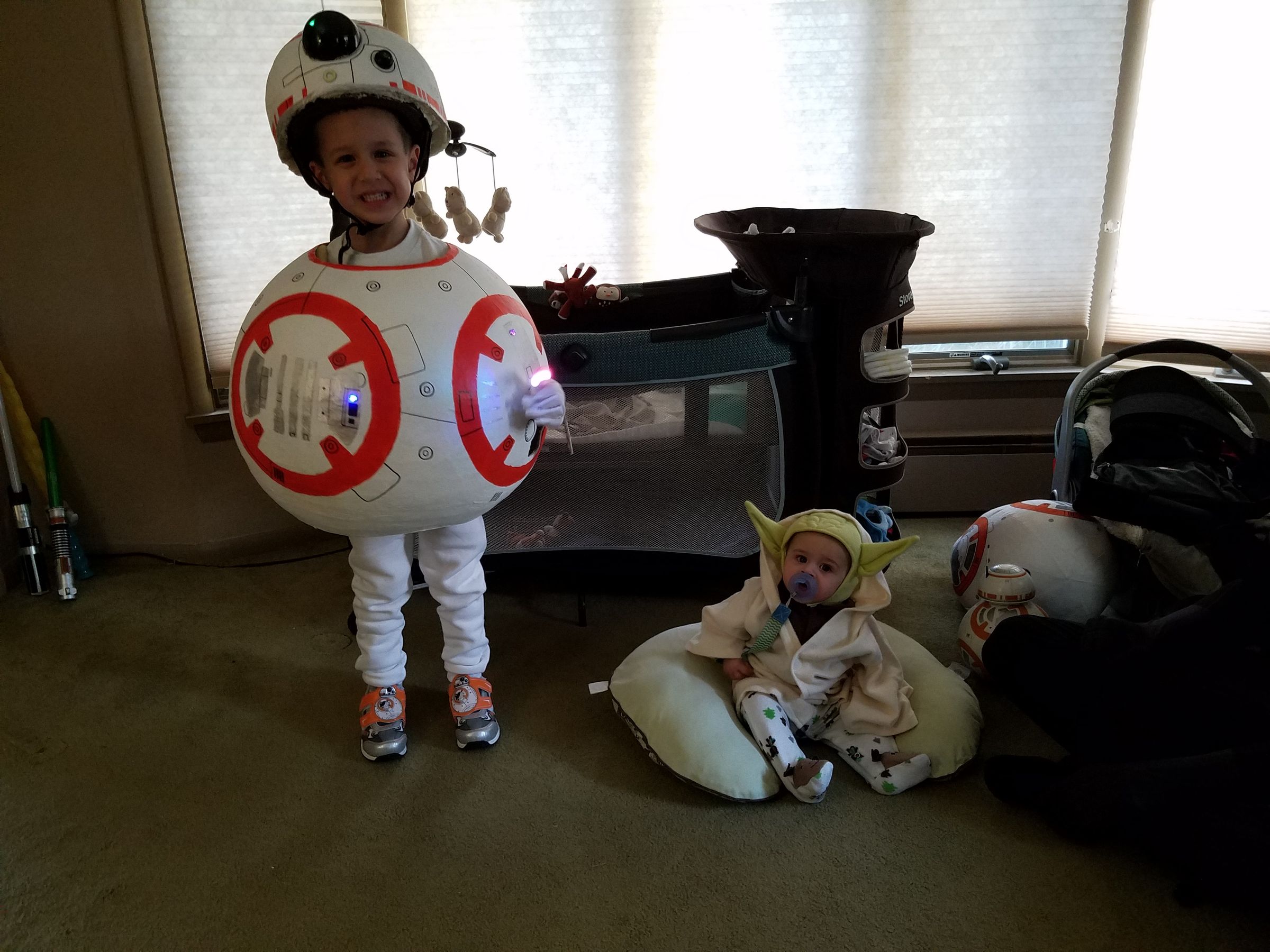 BB-8 and R2-D2 - Star Wars Toddler Halloween Costumes : 11 Steps (with ...