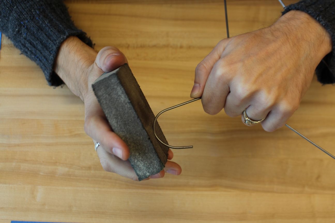 Make a MakeyMakey Wire Maze : 6 Steps (with Pictures) - Instructables