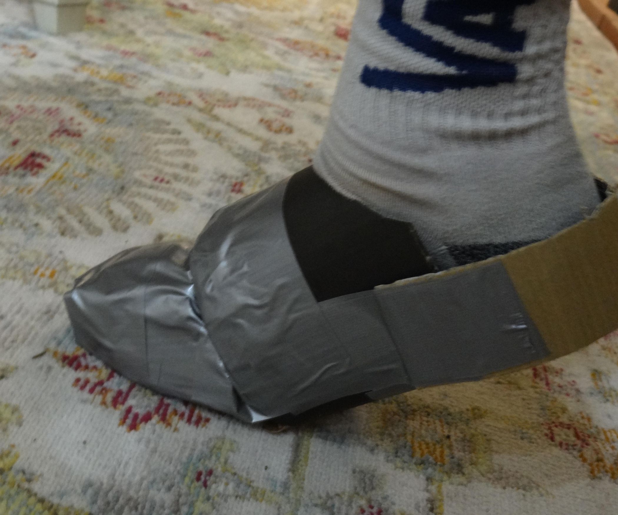 Cardboard Crocs/slippers SUPER EASY! : 8 Steps - Instructables