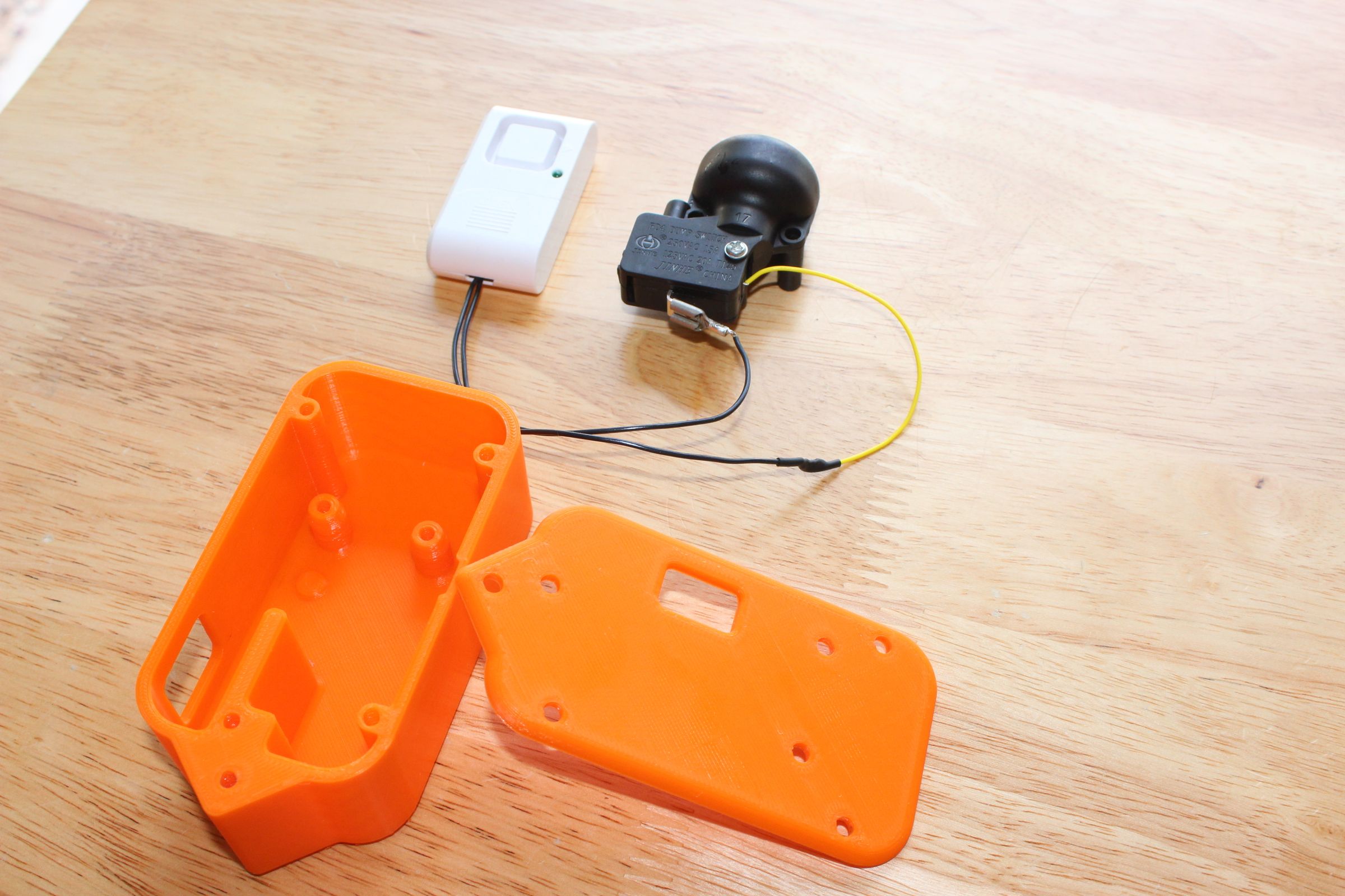 Extremely Loud Low Filament Alarm - Version 1.0 : 5 Steps (with ...