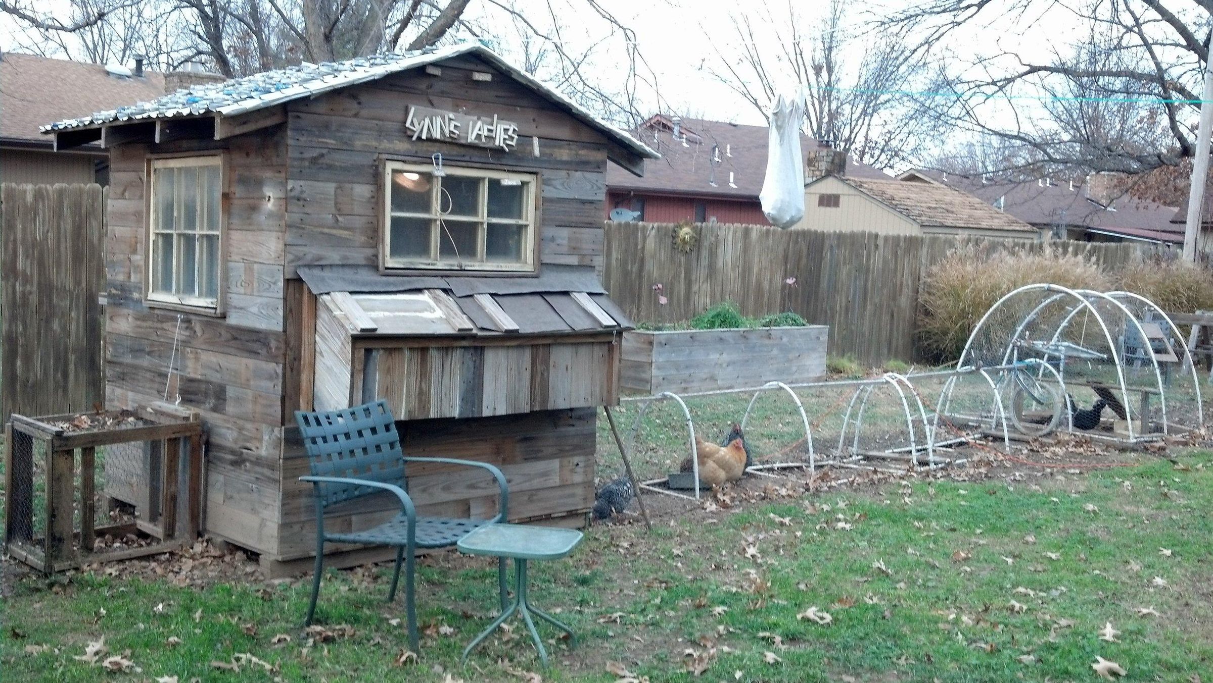 Build a DIY Chicken Palace : 7 Steps (with Pictures) - Instructables
