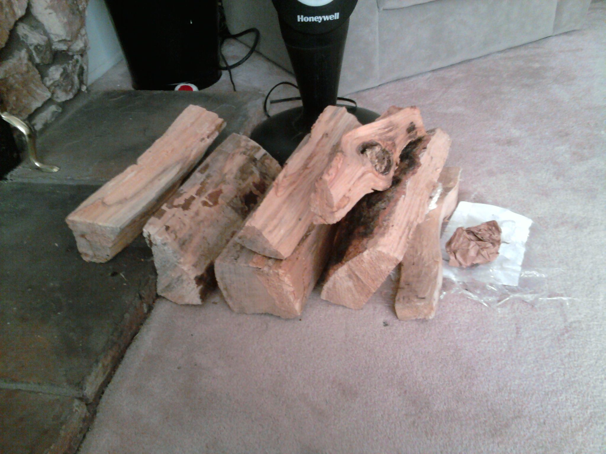 Building a Fire With Purchased Wood : 9 Steps - Instructables