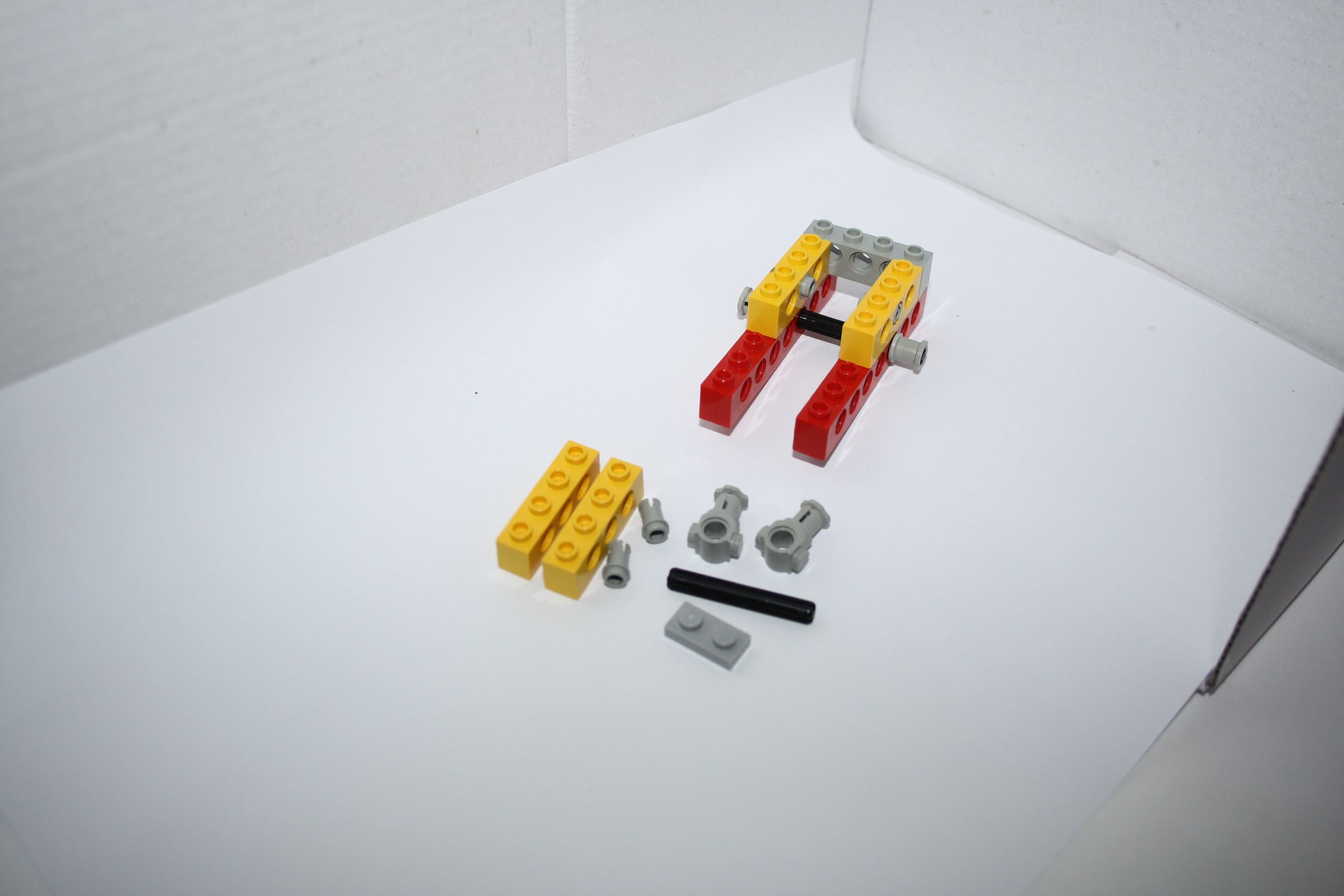 Servo SG90 With Unmodified Lego V2 : 4 Steps - Instructables