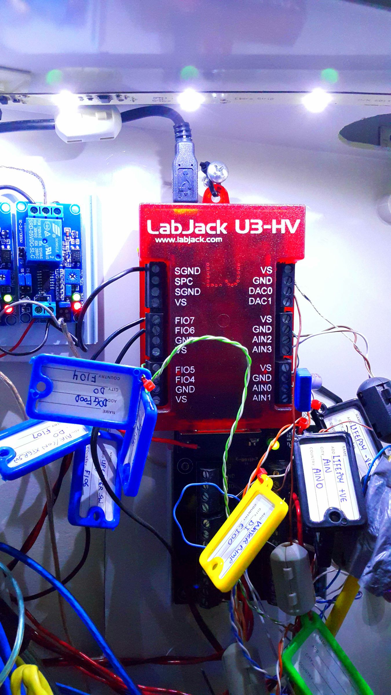 Separate 5v Supply to My Labjack U3 Hv. : 4 Steps - Instructables