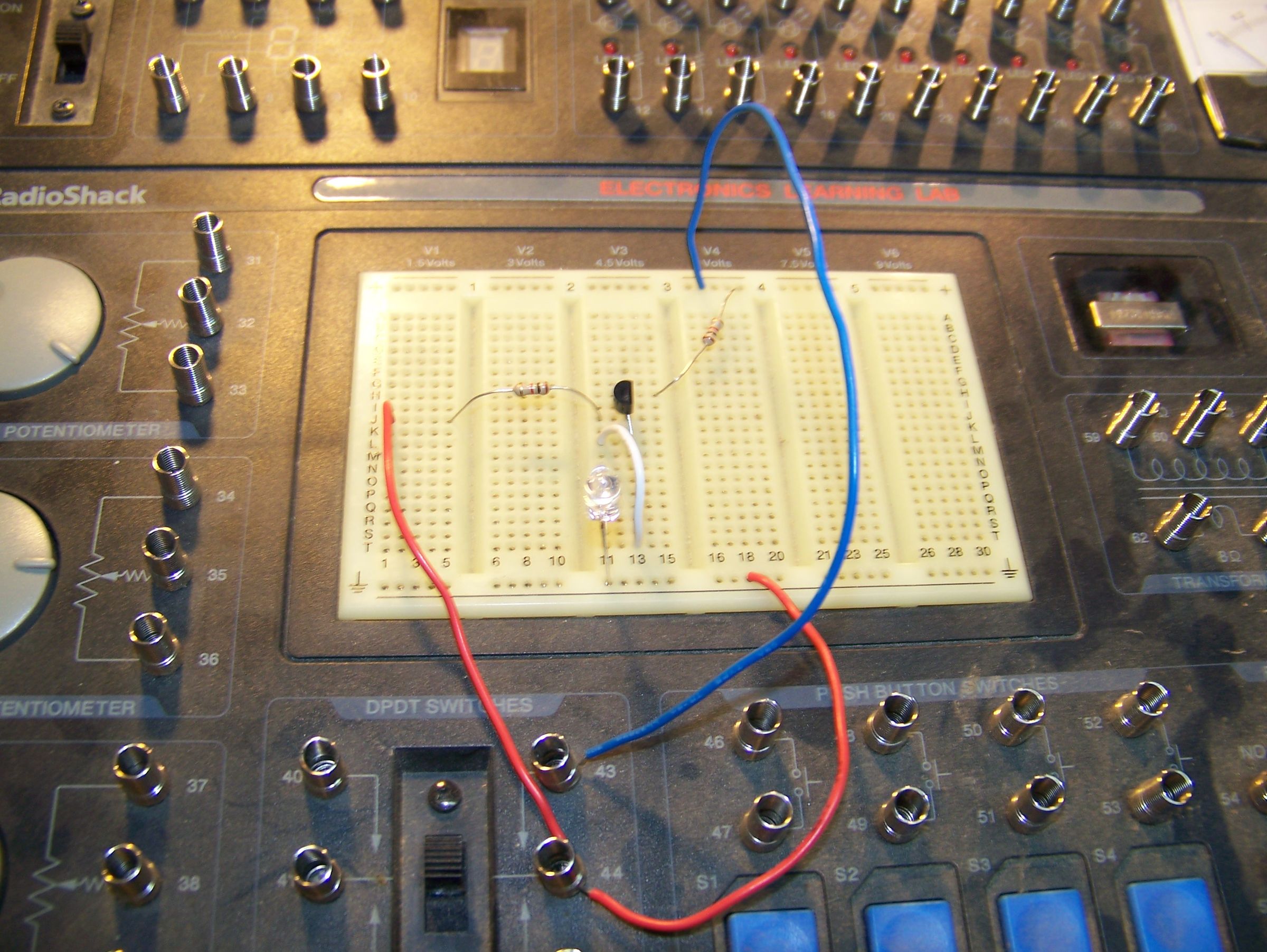 Magnetic Locker Lights! : 9 Steps (with Pictures) - Instructables