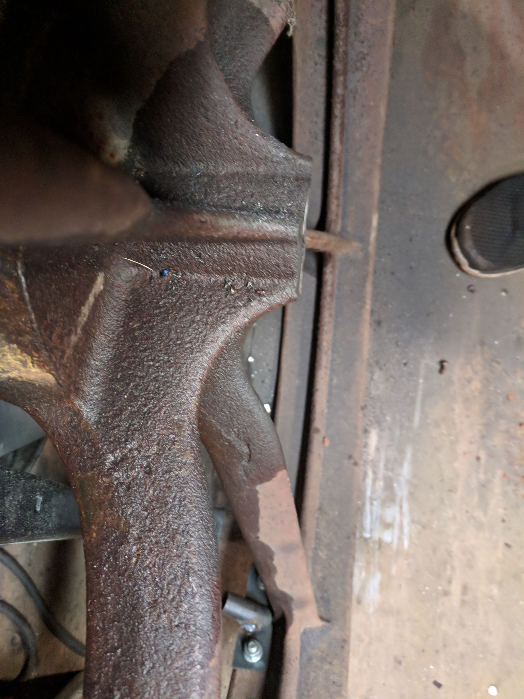 Tractor Wheel Table : 7 Steps - Instructables