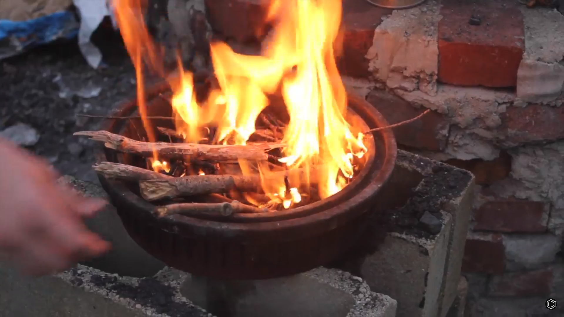 Blacksmithing and Casting in a Backyard Forge : 6 Steps - Instructables