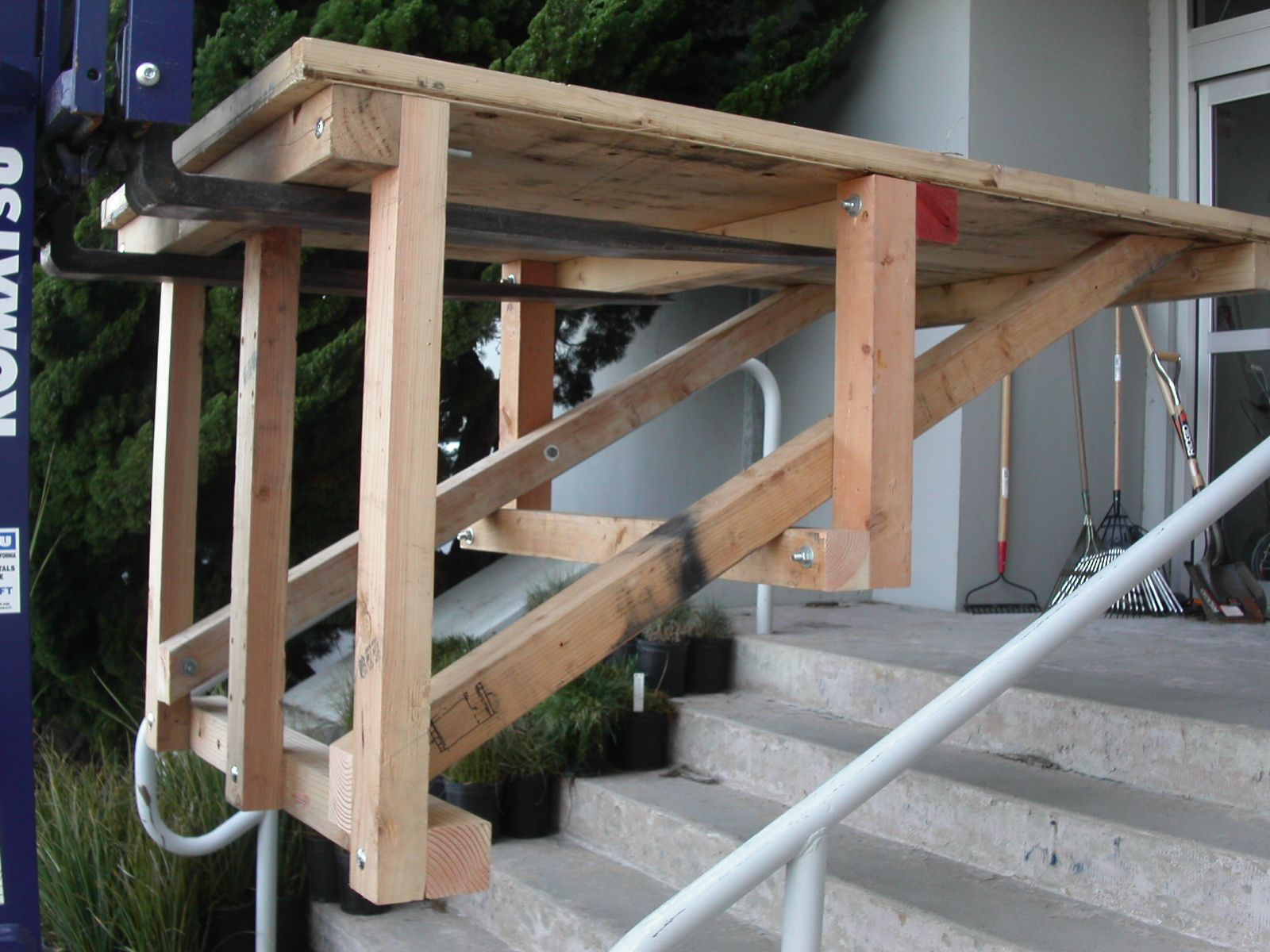 Forklift Loading Dock and Curb Ramp : 3 Steps - Instructables