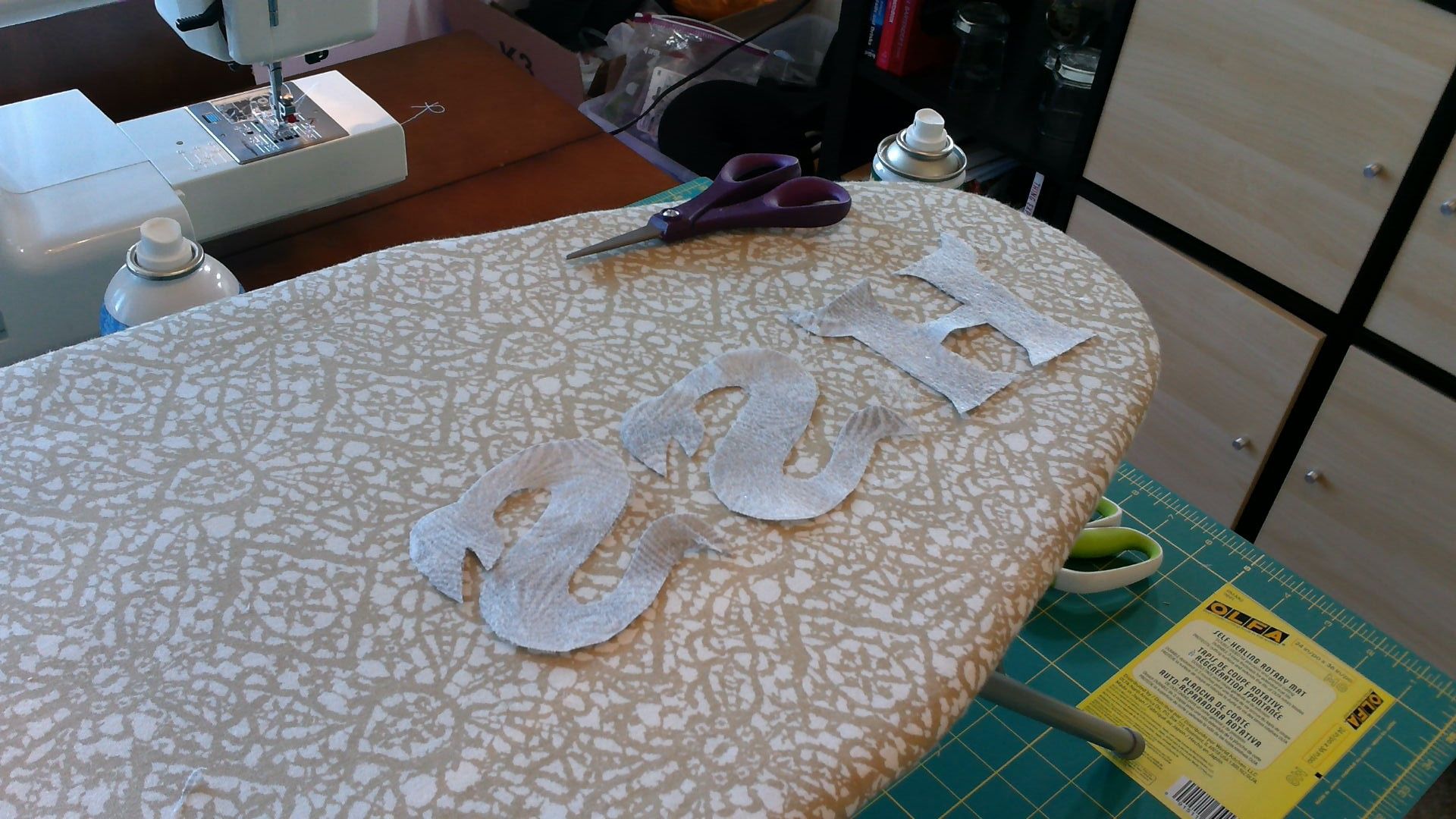 Quick and Easy Applique Using Fusible Interfacing : 8 Steps - Instructables