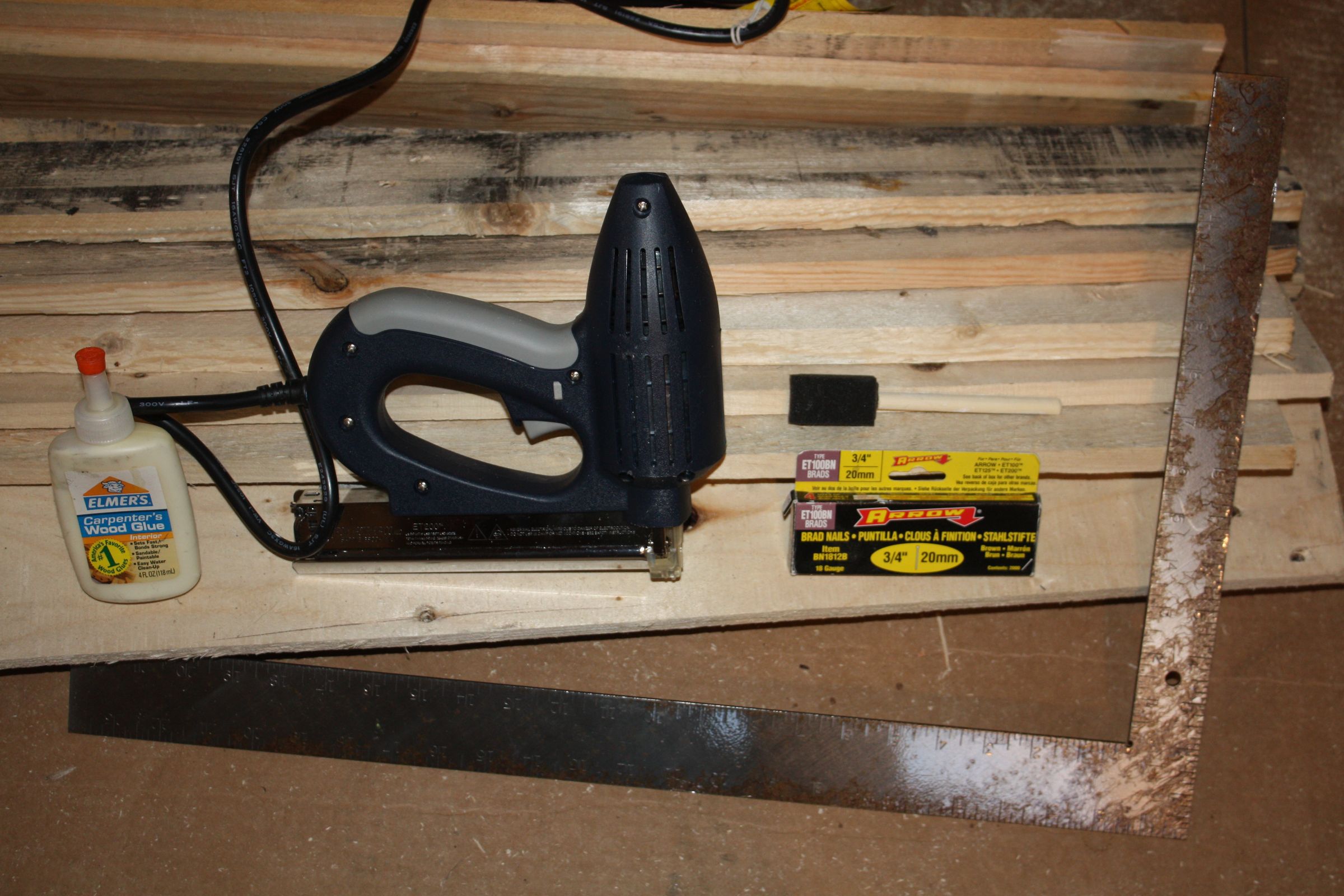 "Steel Pipe" Bookcase : 15 Steps (with Pictures) - Instructables