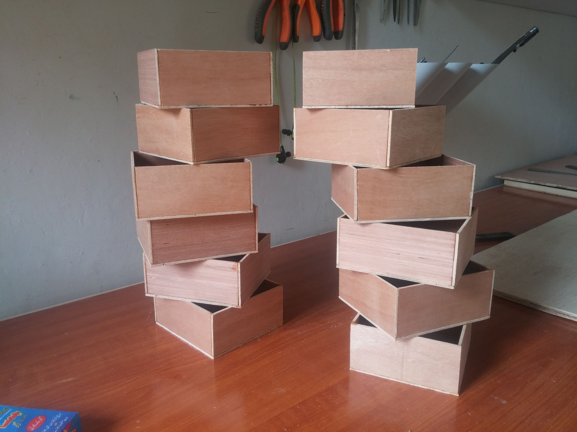 DIY PORTABLE WORK STATION : 13 Steps (with Pictures) - Instructables