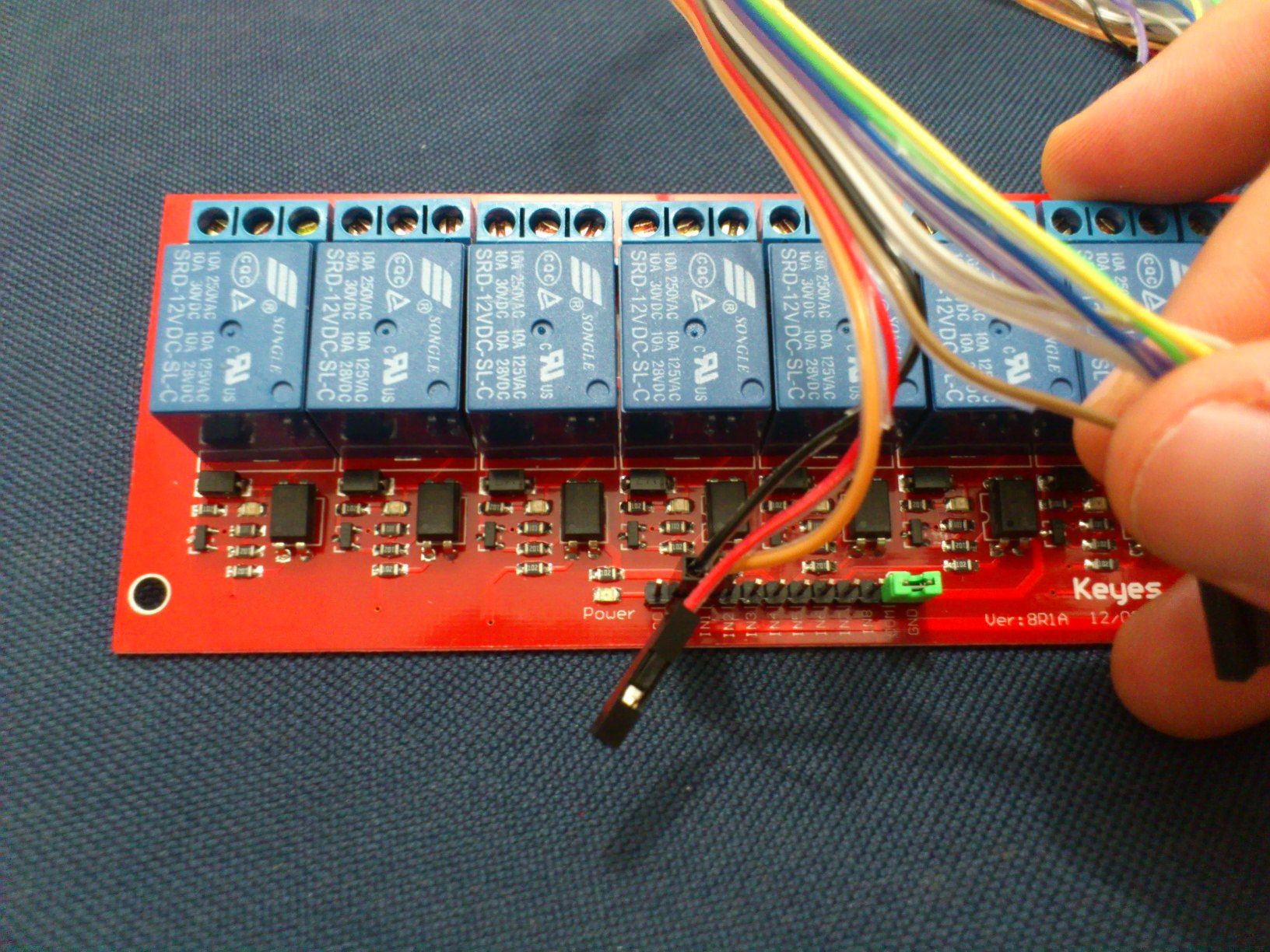 Larson Scanner With Relay Module : 4 Steps (with Pictures) - Instructables