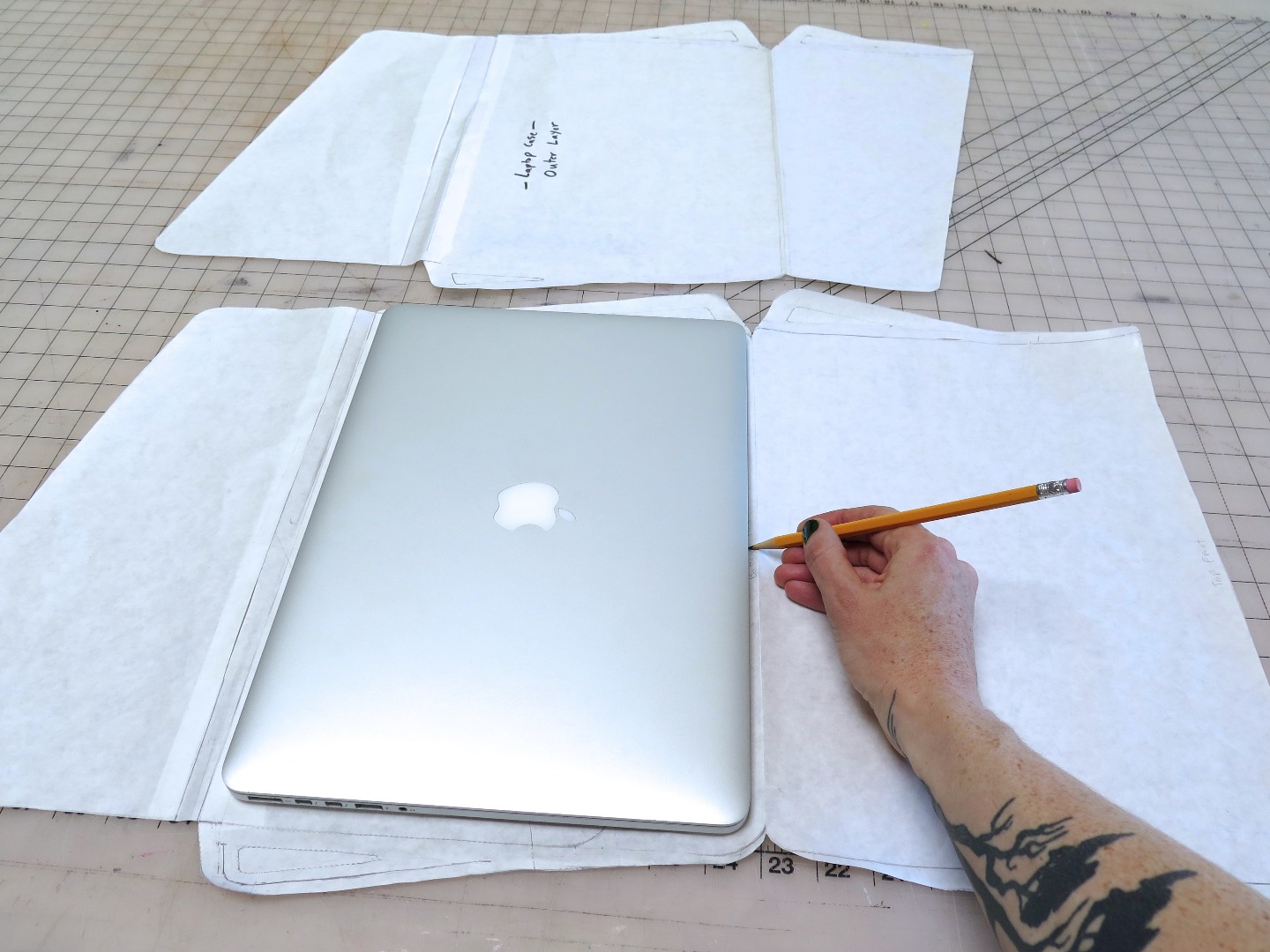 Sculpted Leather Tech Cases : 23 Steps (with Pictures) - Instructables