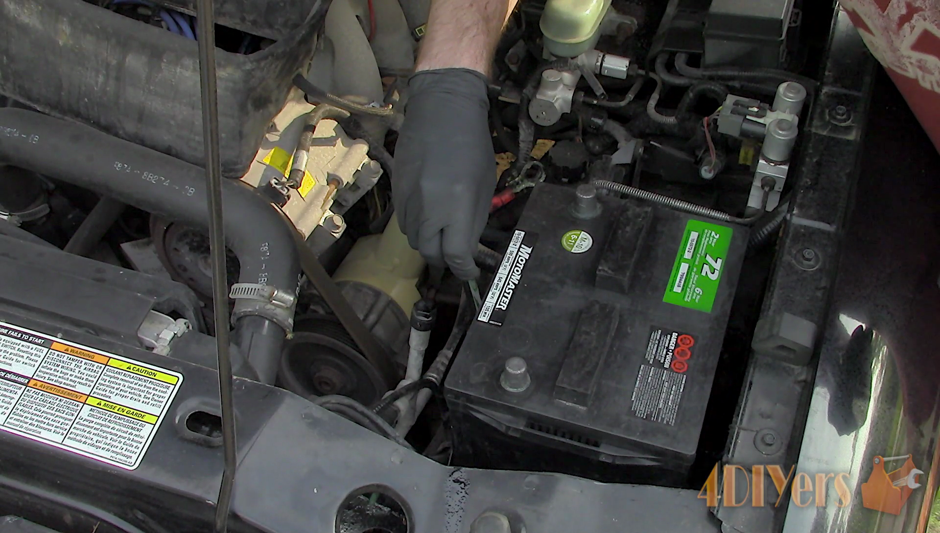 How to Change a Car Battery : 5 Steps (with Pictures) - Instructables