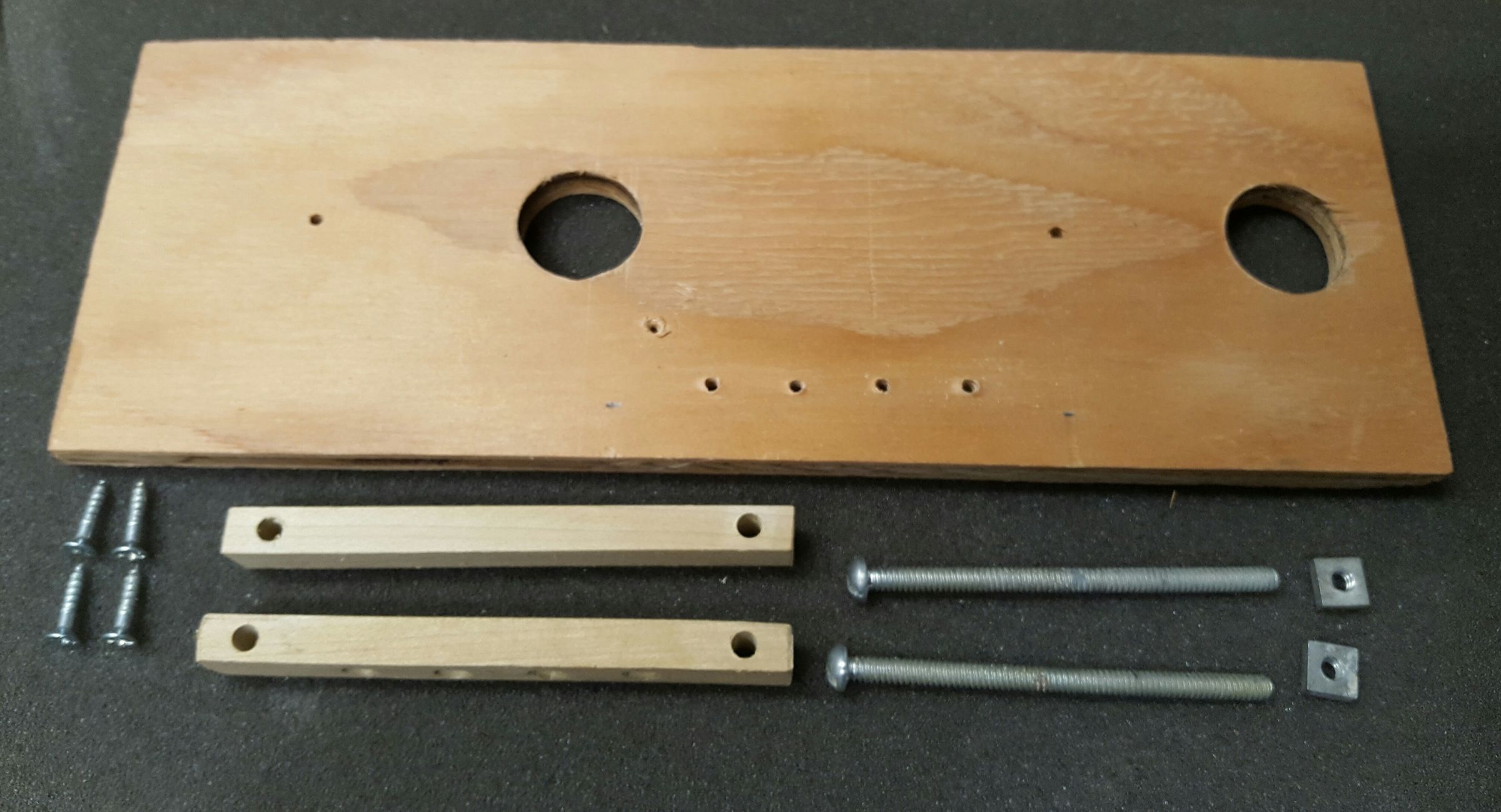 Mini Vise in Minutes : 4 Steps (with Pictures) - Instructables