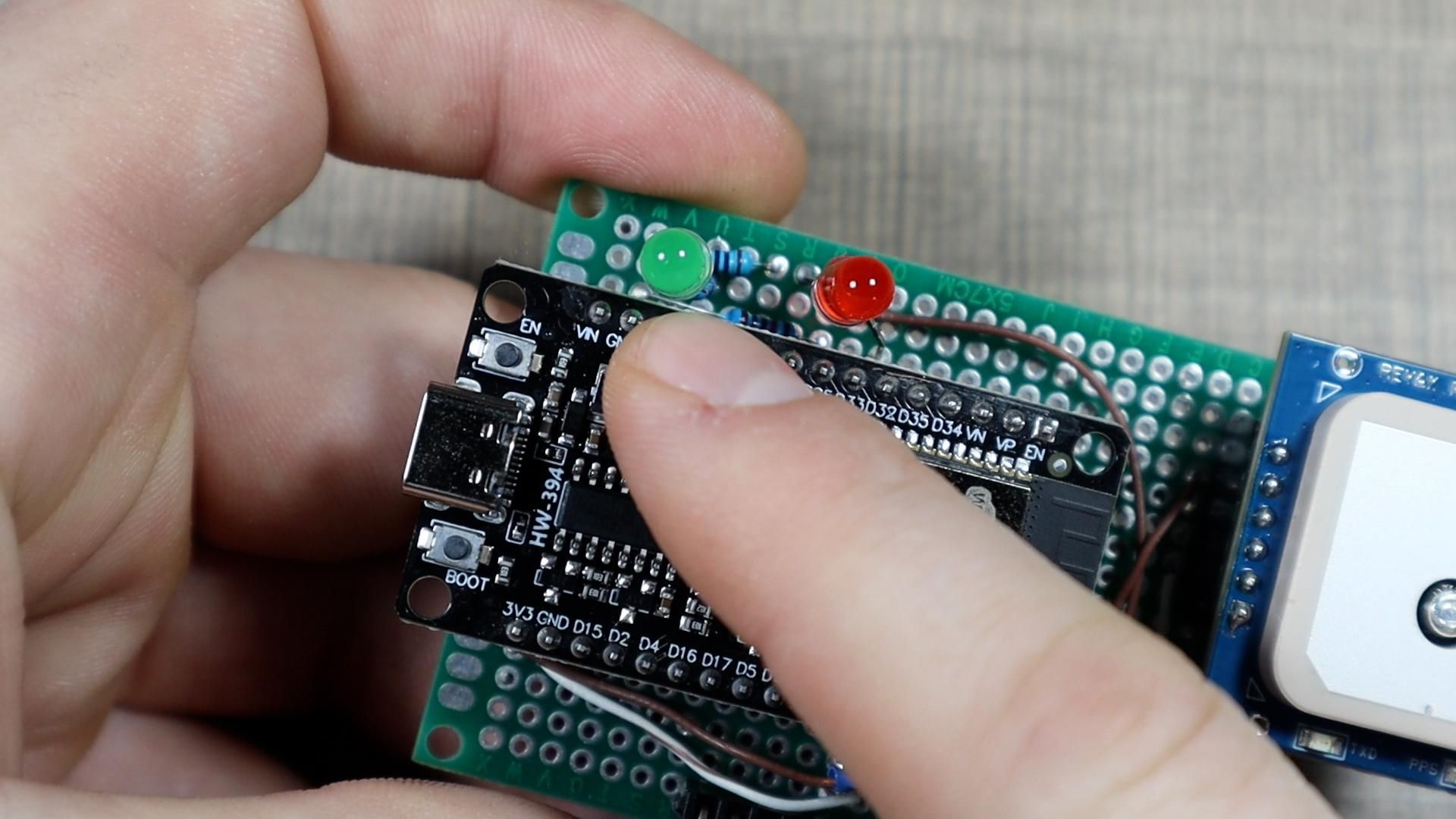 Nature Trail Mapper With ESP32 and RYS352A GPS Module : 7 Steps (with ...