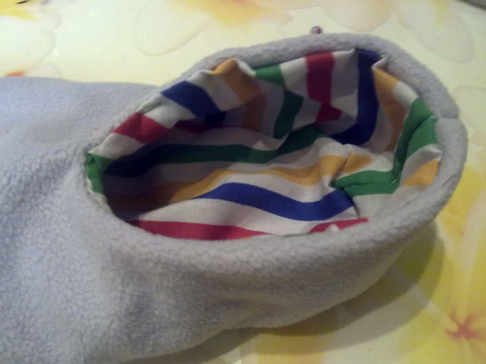 Reversible Soft Slipper Shoes : 7 Steps (with Pictures) - Instructables